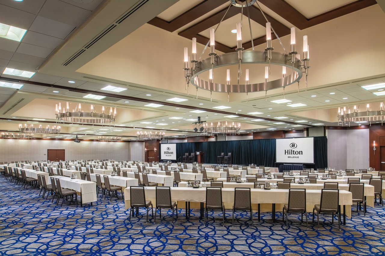 Hilton Bellevue - Hotel in Bellevue, WA | The Vendry