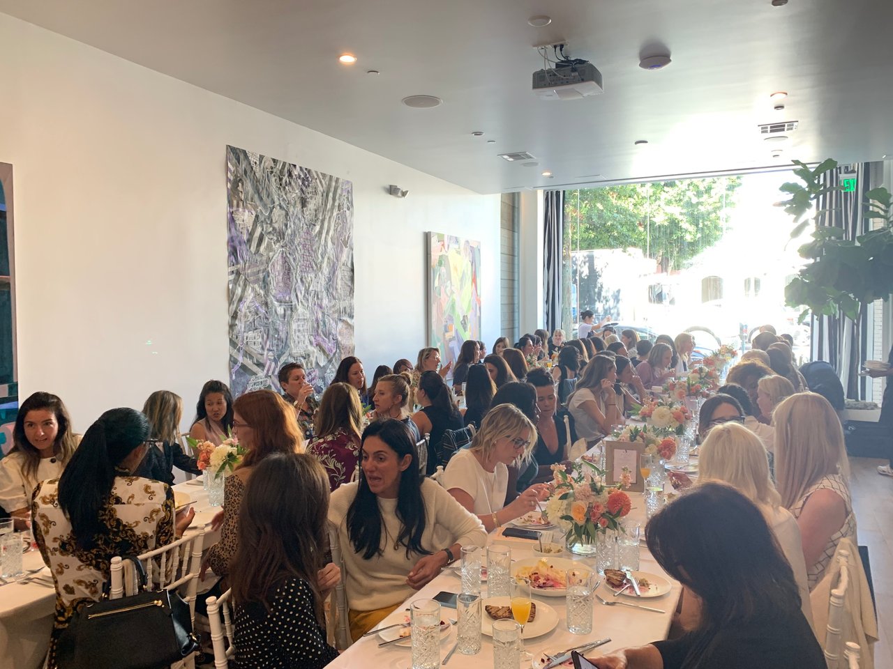 Hello Sunshine Book Club - Luncheon in Los Angeles, CA