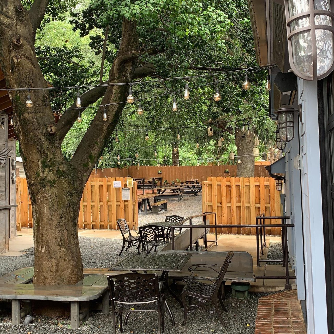 The Goodyear House - American Restaurant in Charlotte, NC | The Vendry