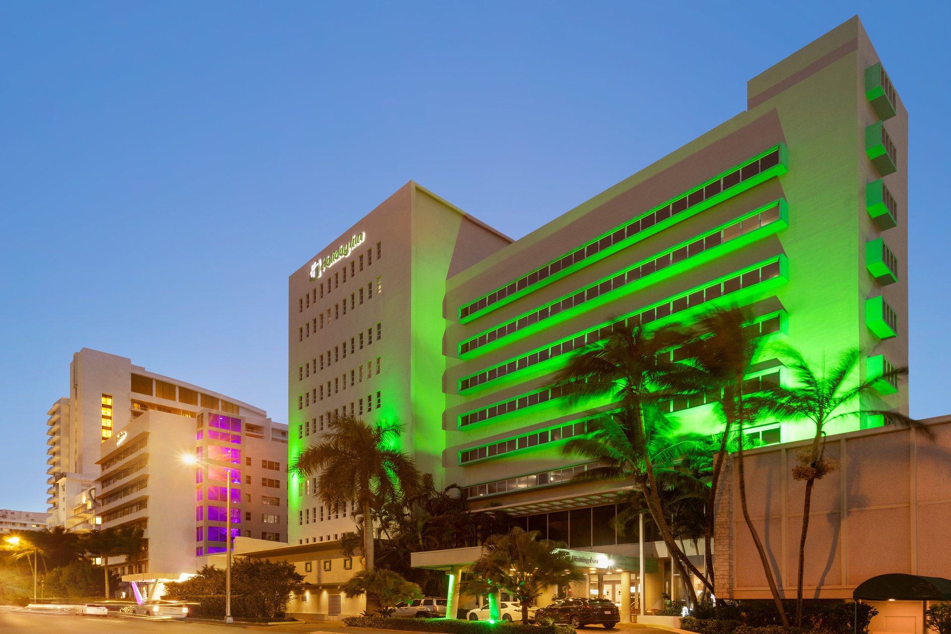Holiday Inn Miami Beach-Oceanfront by IHG - Hotel in Miami Beach, FL ...