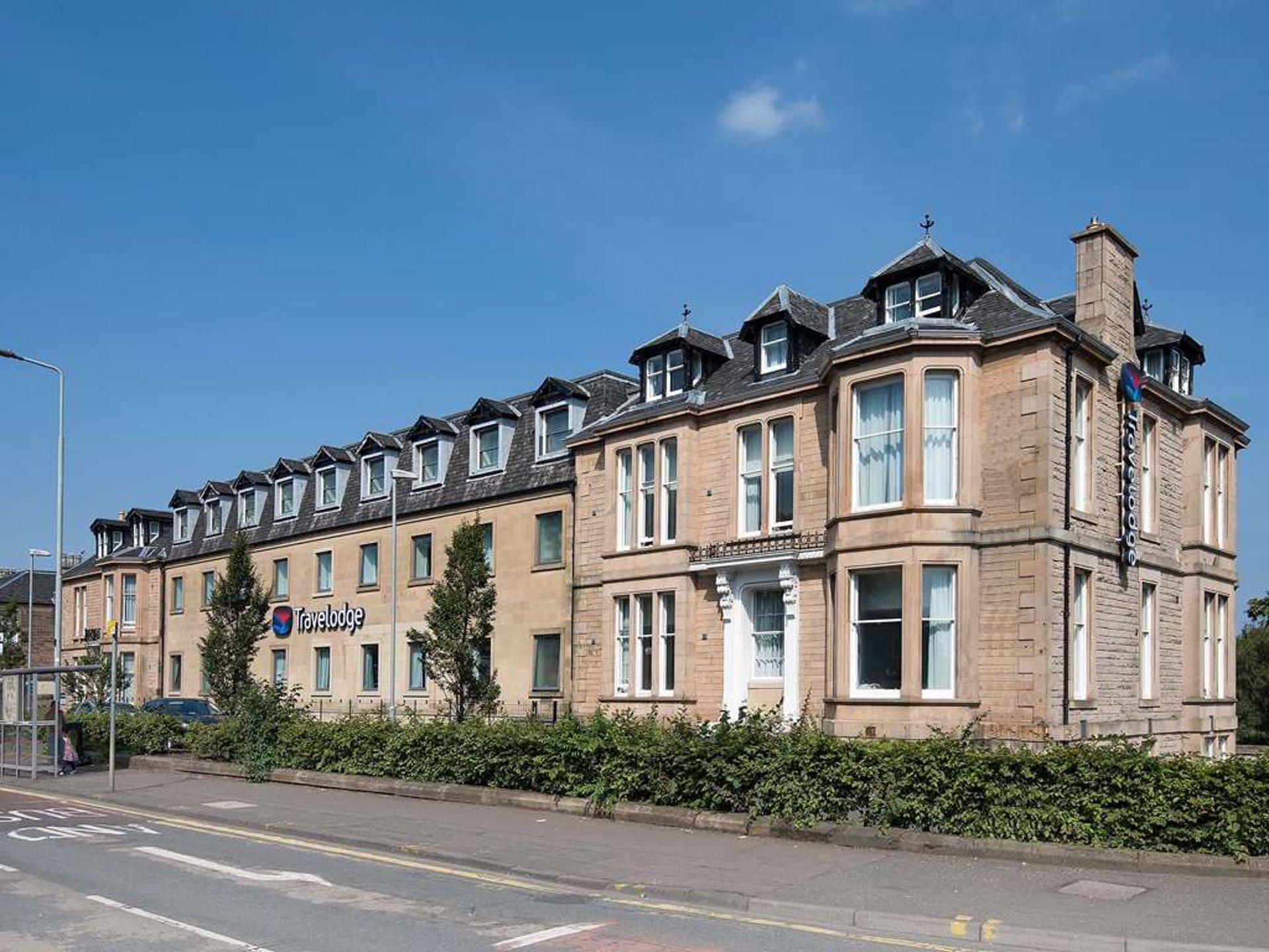 TRAVELODGE EDINBURGH CAMERON TOLL - Hotel in Edinburgh, United Kingdom ...