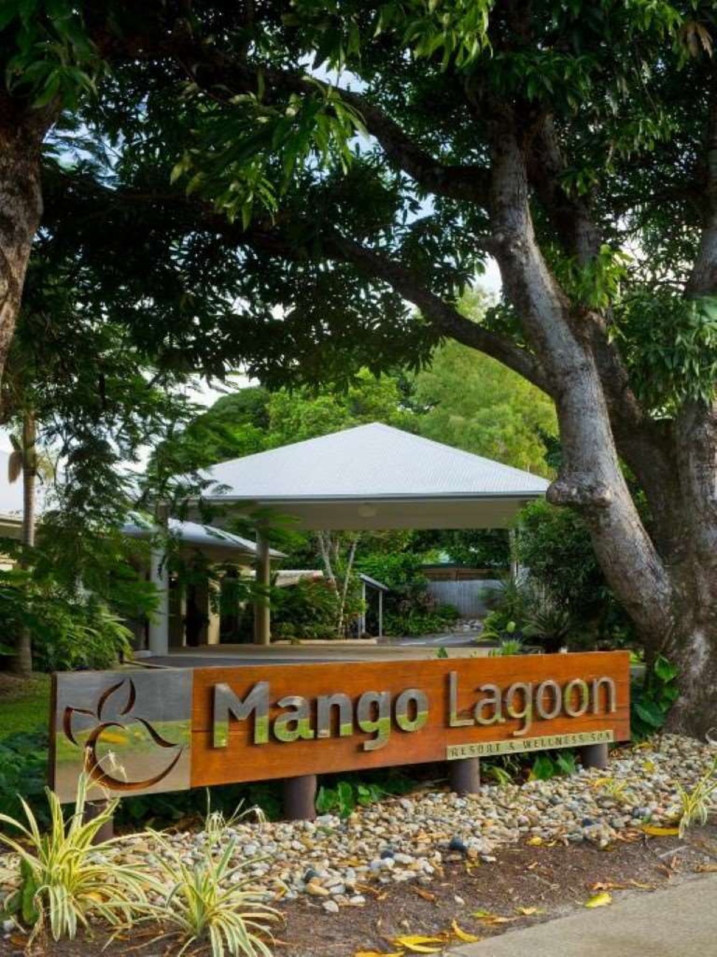 MANGO LAGOON RESORT - Hotel in Palm Cove, Australia | The Vendry