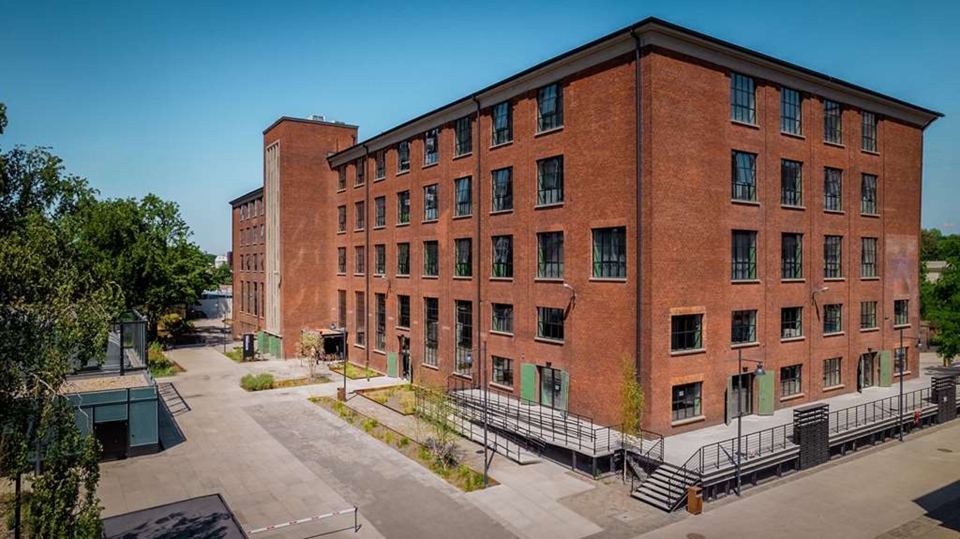 MONTOWNIA LOFTS AND EXPERIENCE - Hotel in Gdańsk, Poland | The Vendry