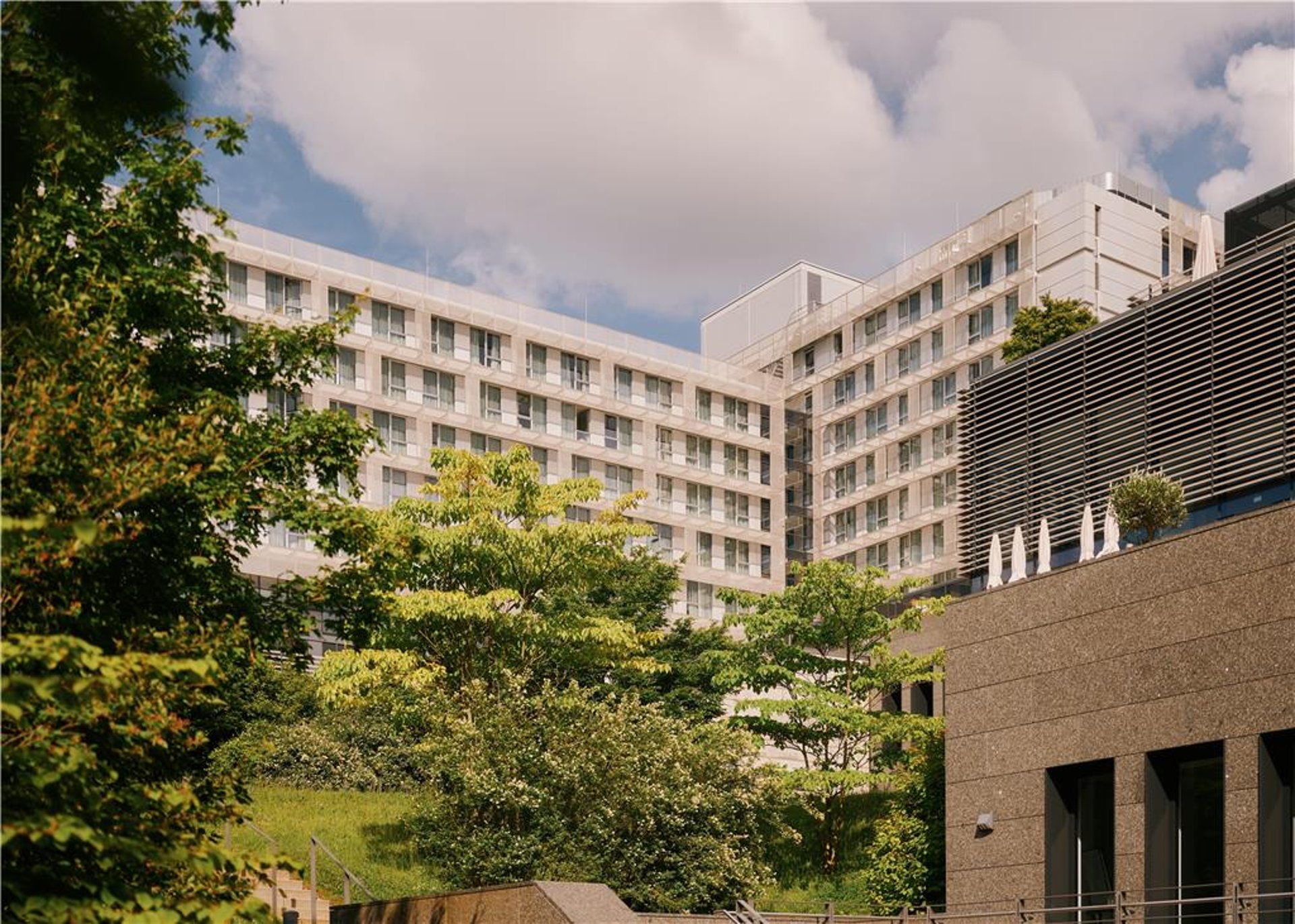 LUFTHANSA SEEHEIM - Hotel in Seeheim-Jugenheim, Germany | The Vendry