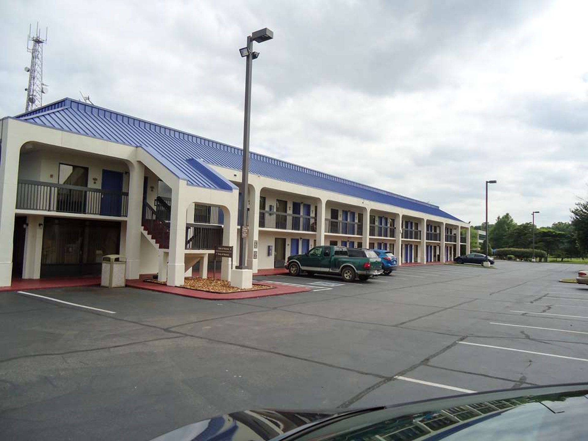 MOTEL 6 MEMPHIS NORTHEAST - Hotel in Memphis, TN | The Vendry