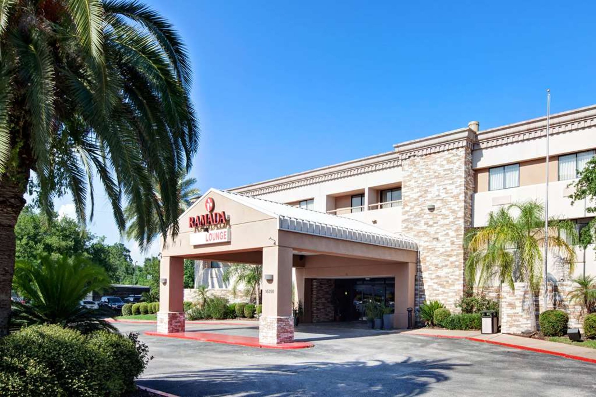 RAMADA IAH AIRPORT SOUTH - Hotel in Houston, TX | The Vendry