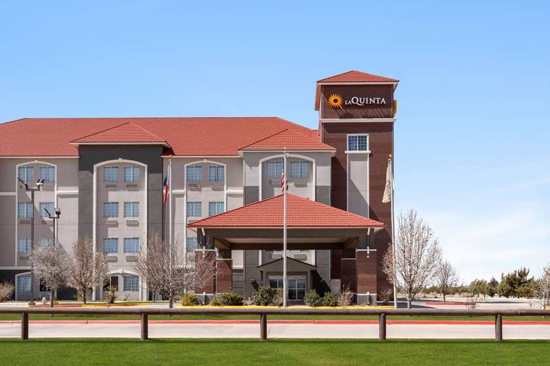 LA QUINTA INN STE DUMAS - Hotel in Dumas, TX | The Vendry