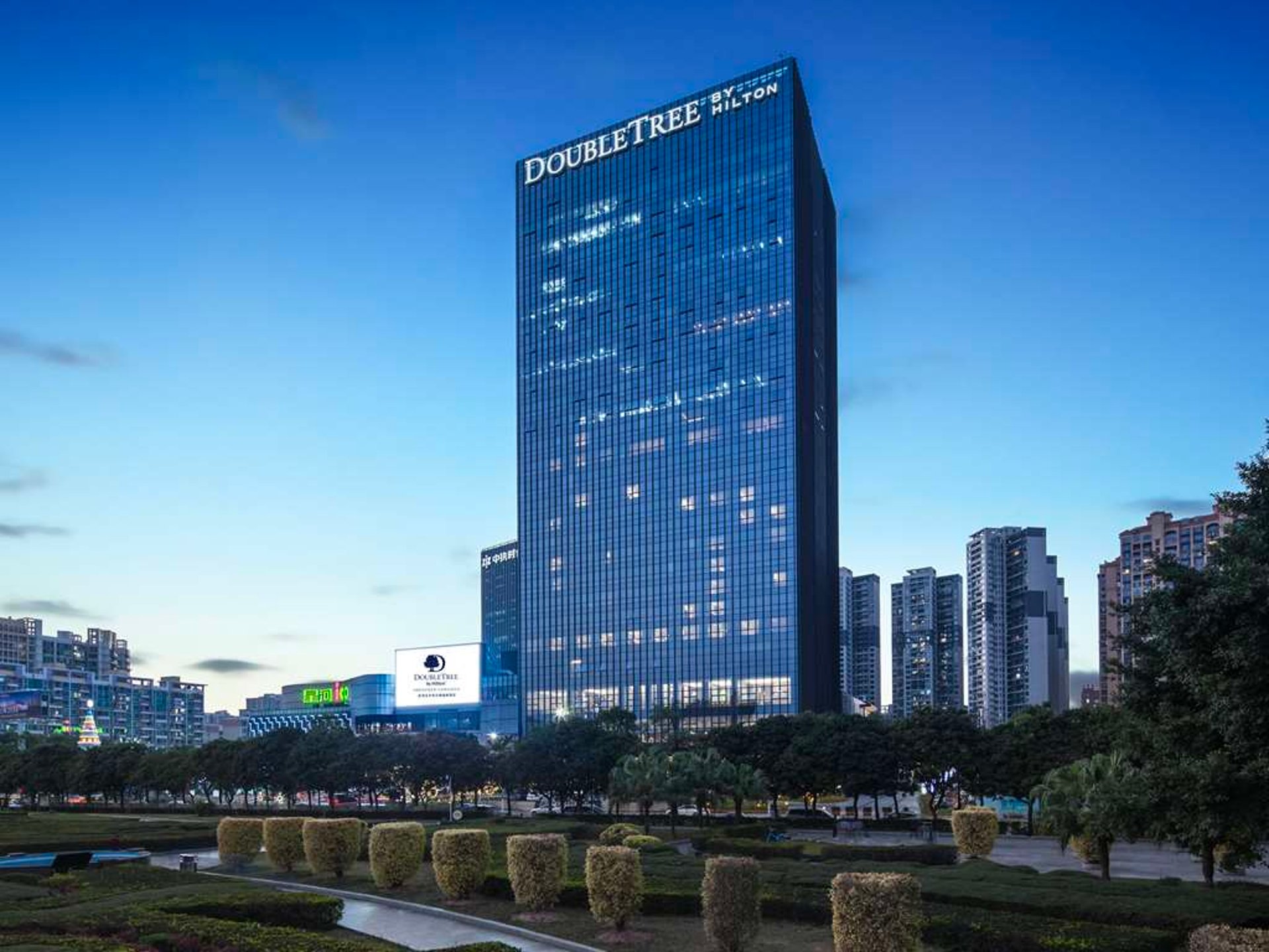 DoubleTree by Hilton Hotel Shenzhen Longhua - Hotel in Shen Zhen Shi ...