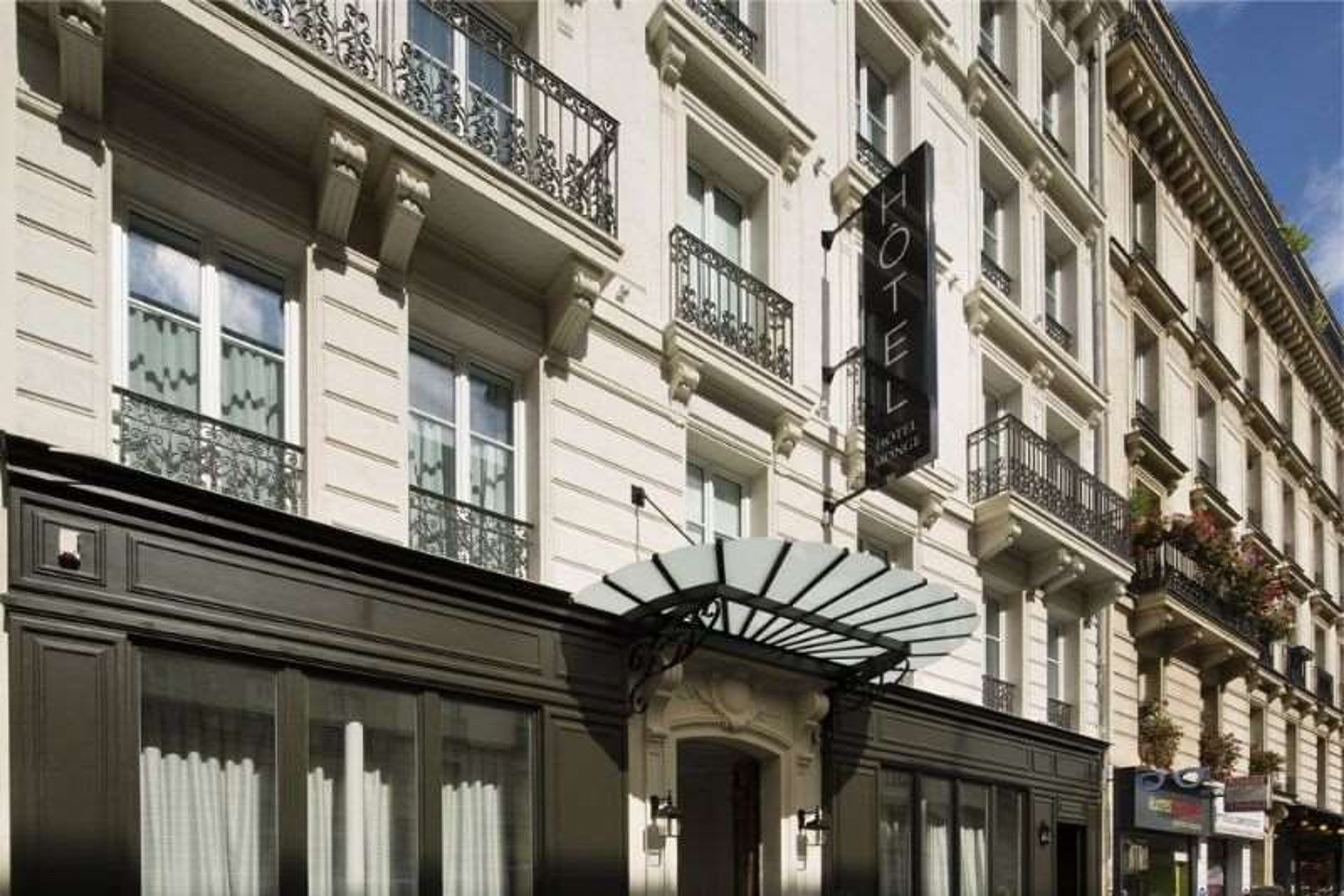 MONGE - Hotel in Paris, France | The Vendry