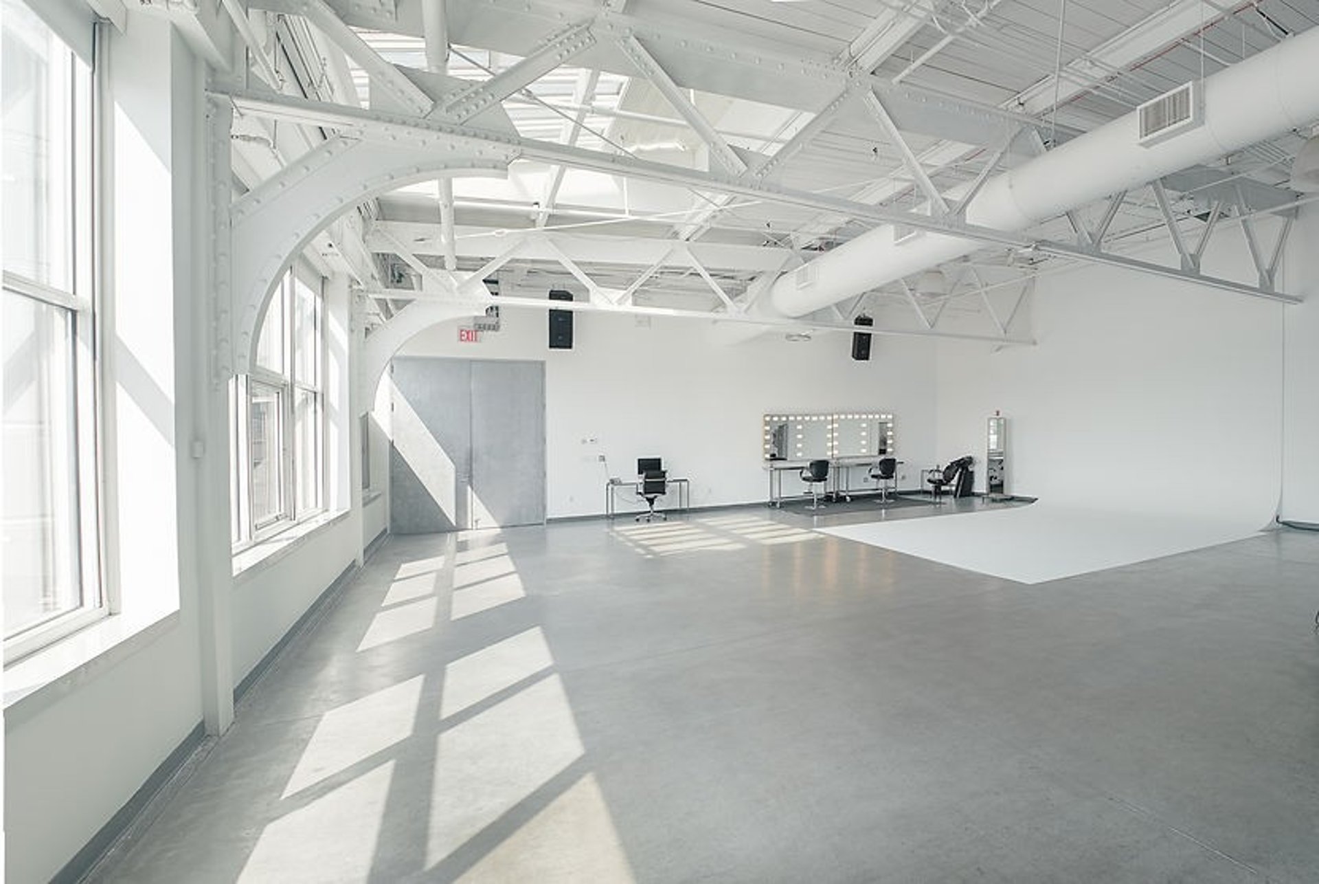 Studio 6 at Pier 59 Studios - Photo Studio in in New York, NY | The Vendry