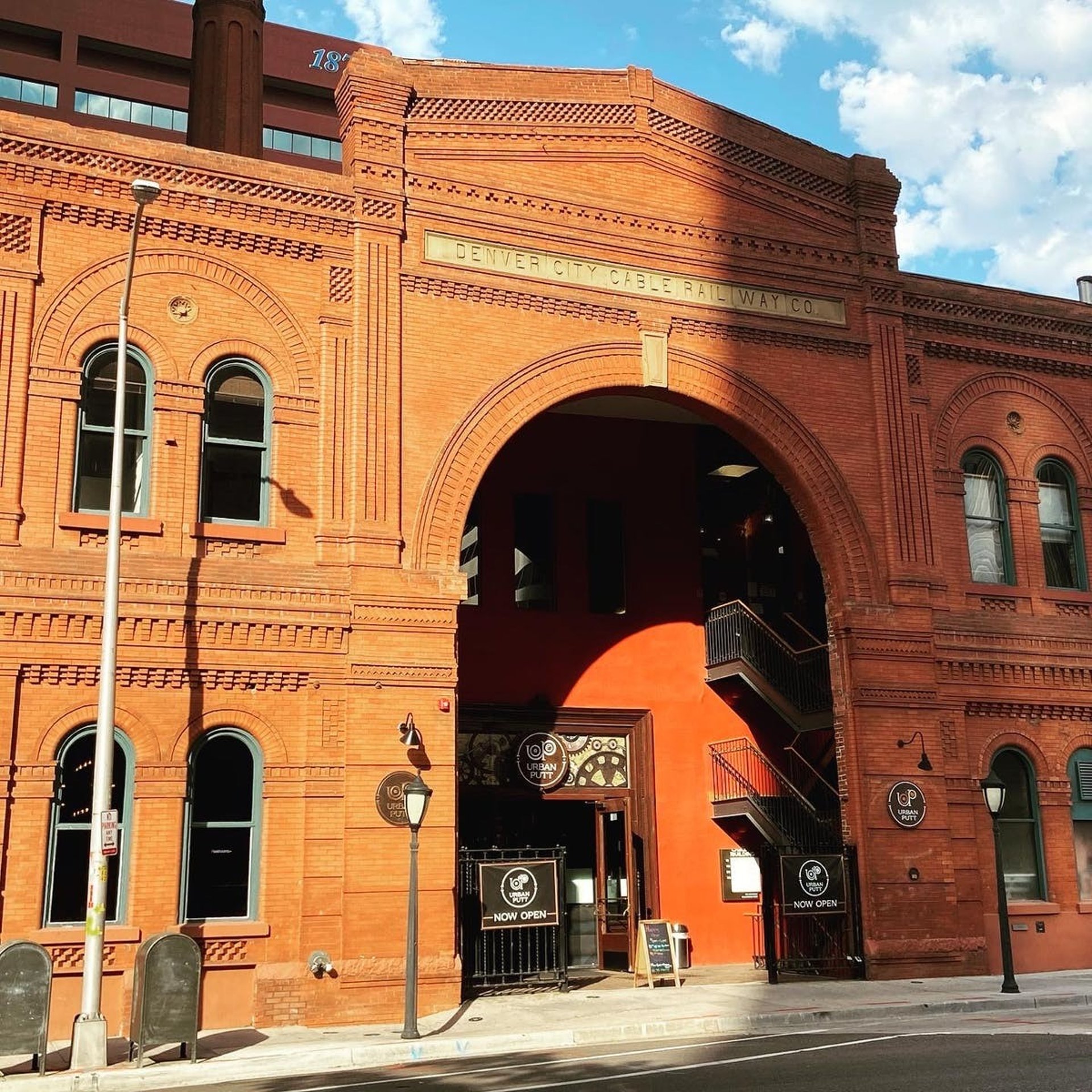 Daytime Events at Urban Putt - Restaurant in in Denver, CO | The Vendry