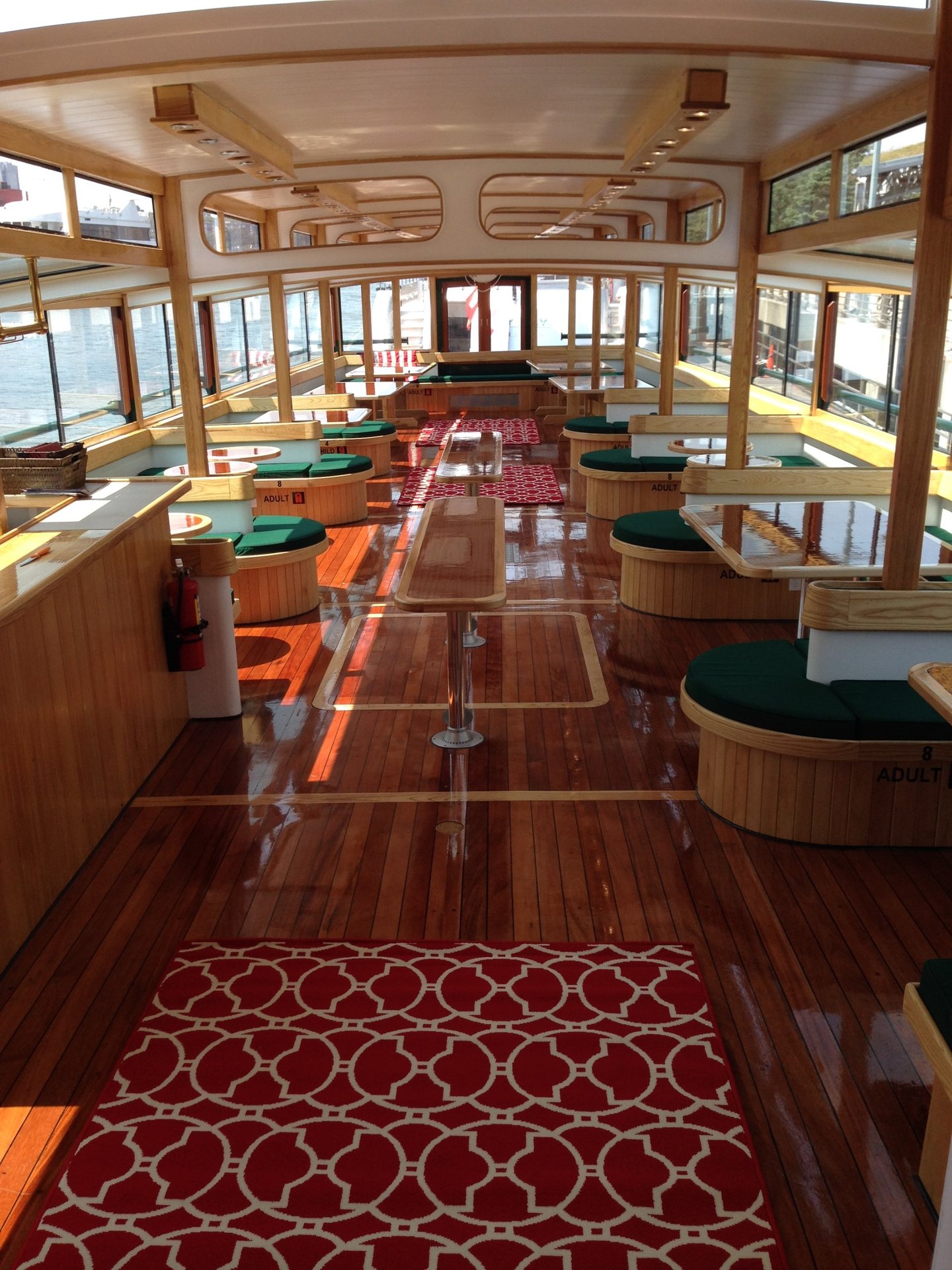 Manhattan II at Manhattan Yacht Charters - Boat / Yacht in in New York ...
