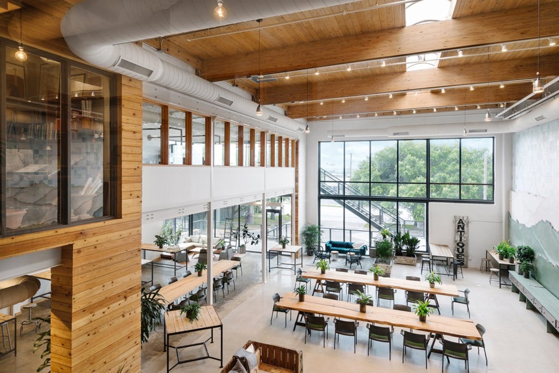 VUKA - North Lamar - Coworking Space in Austin, TX | The Vendry