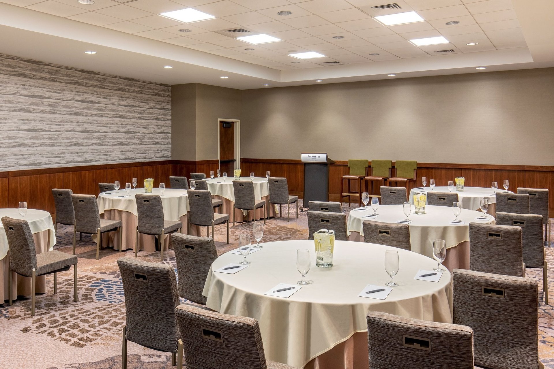 Alcott at The Westin Boston Seaport District - Hotel in in Boston, MA ...