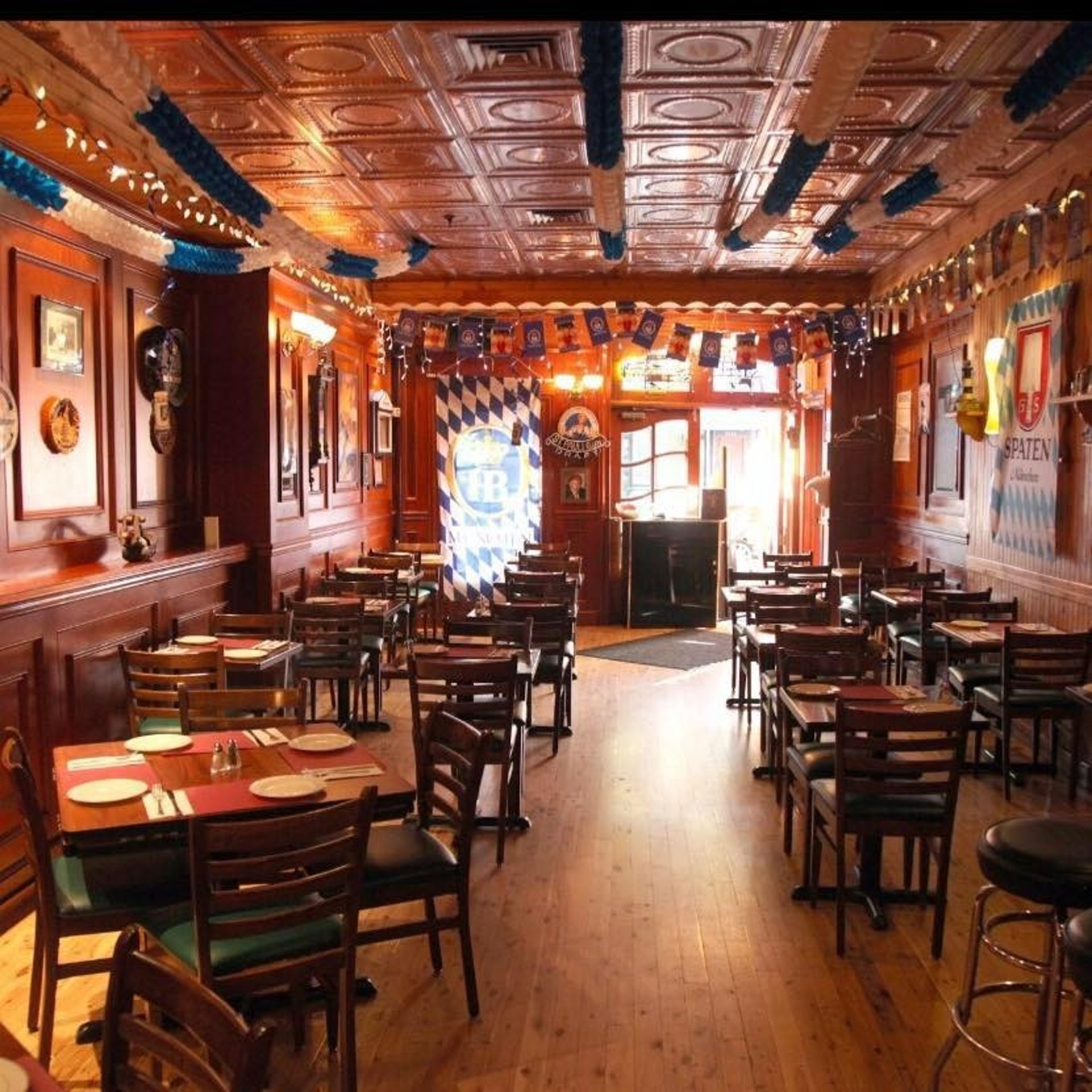 Schnitzel Haus - German/Austrian Restaurant in Brooklyn, NY | The Vendry