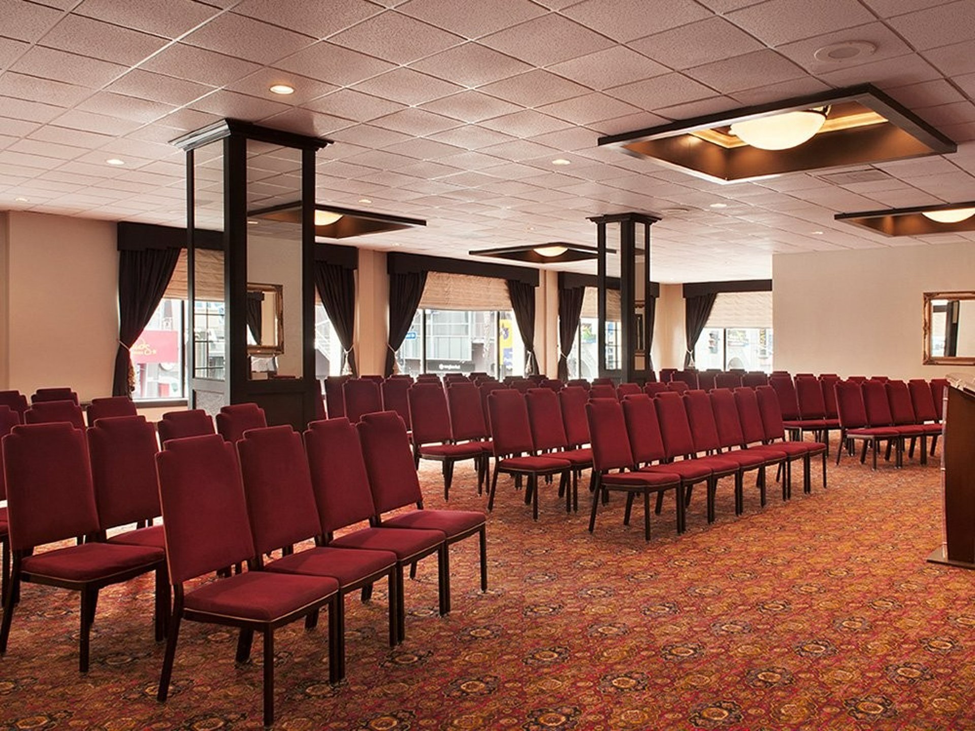 The Oscar Room at The Hollywood Roosevelt - Hotel in in Los Angeles, CA ...