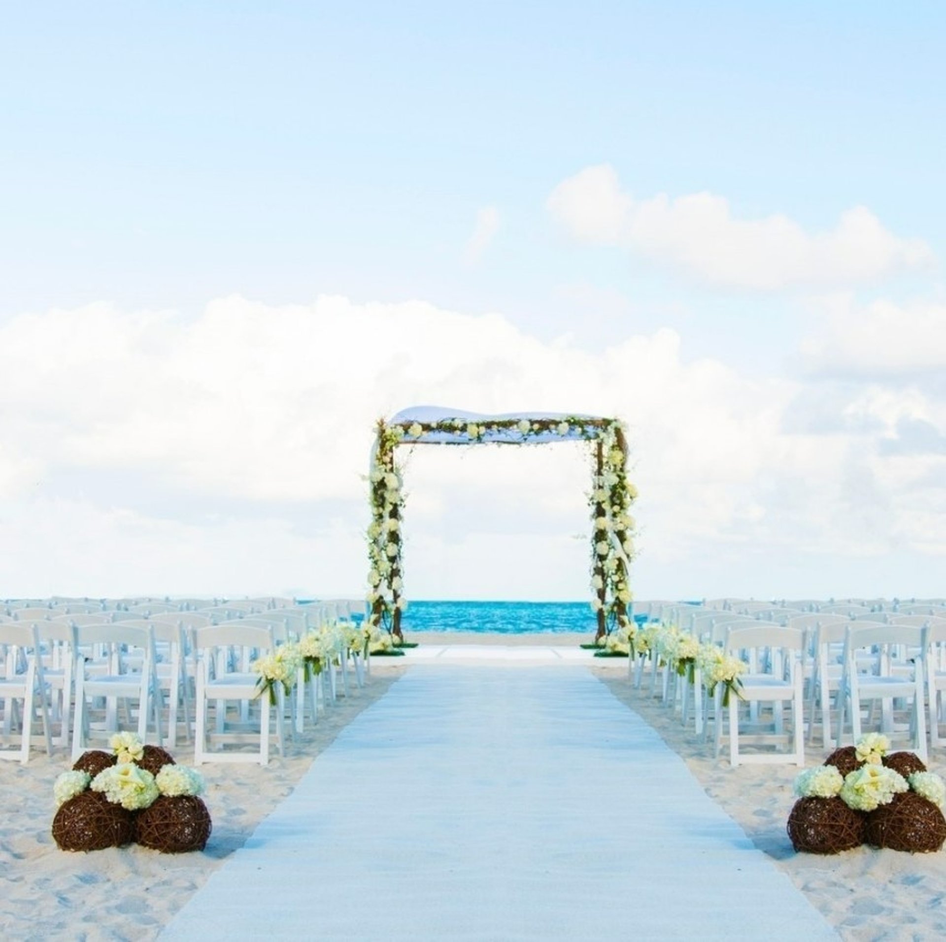Private Beach Event at The Bath Club - Private Club in in Miami Beach ...