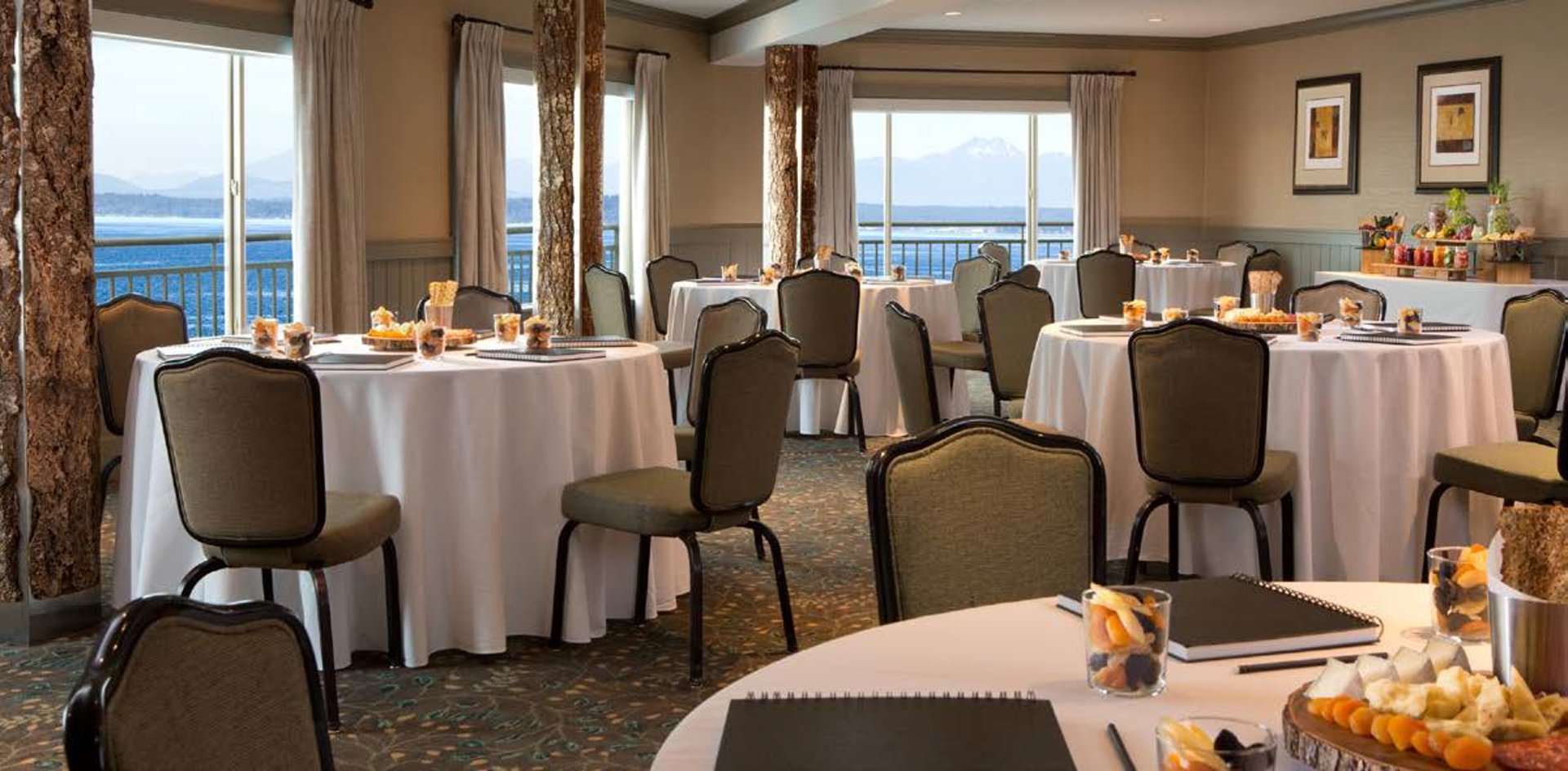 Alki Room at The Edgewater Hotel - Hotel in in Seattle, WA | The Vendry
