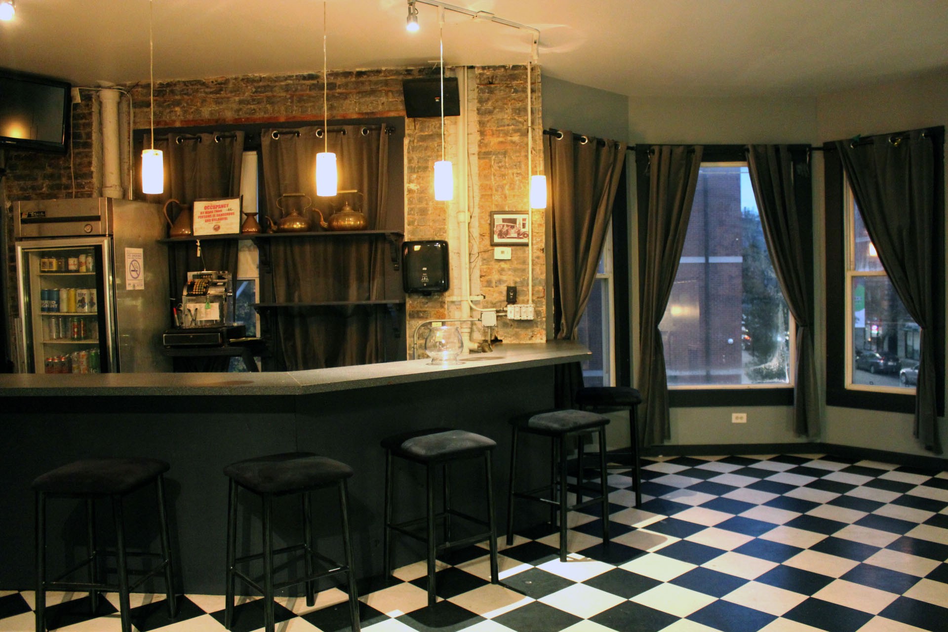Beat Kitchen - Bar / Club in Chicago, IL | The Vendry