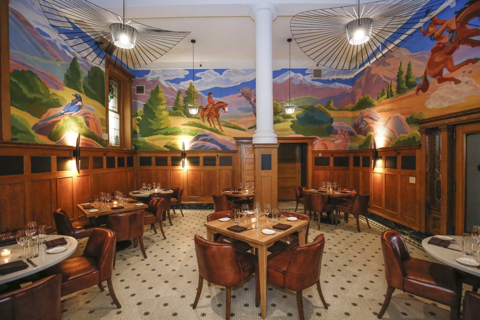 The Plum Room at Fairmont Austin - Hotel in in Austin, TX | The Vendry