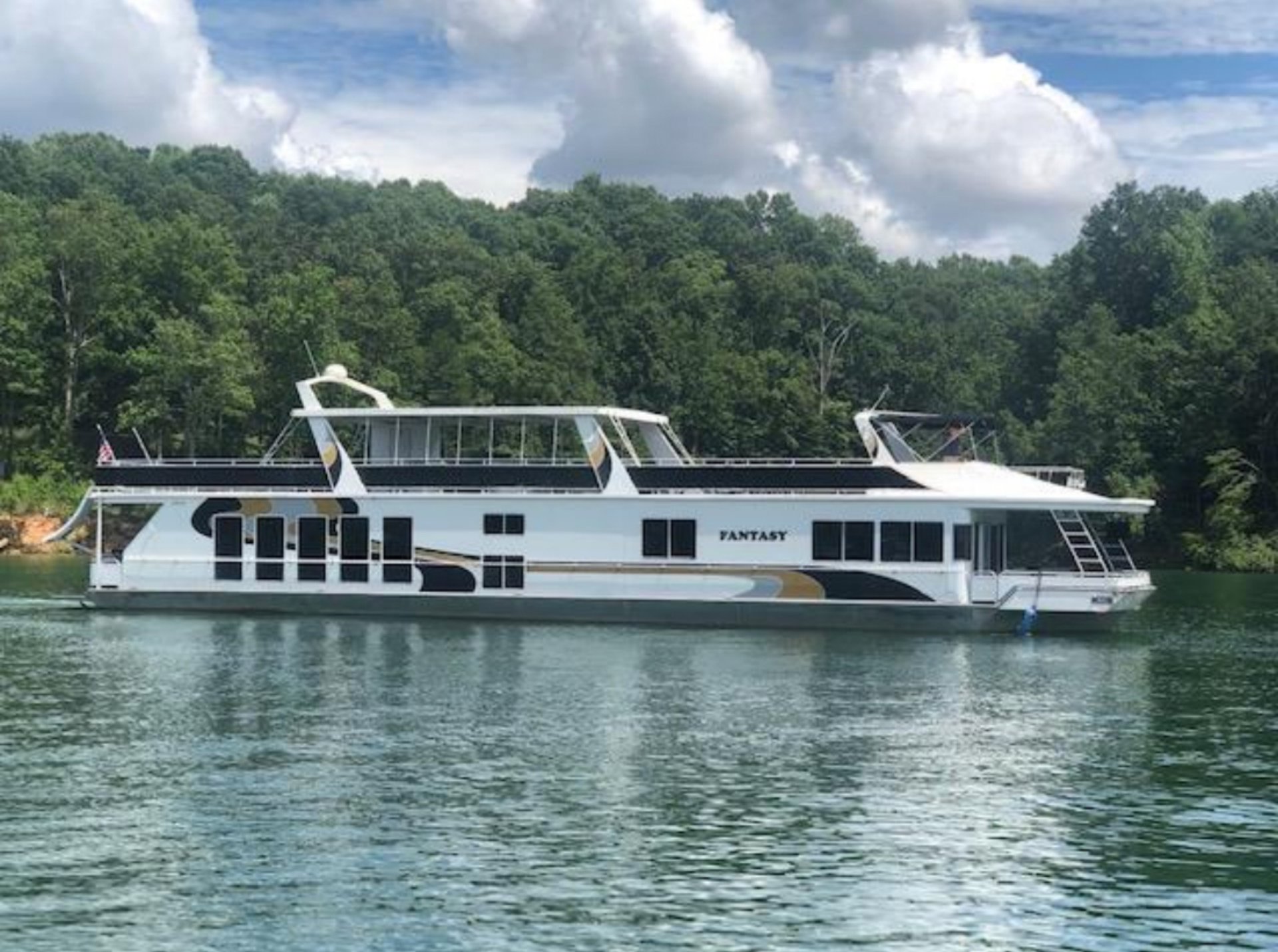 The Fantasy by MyStiQ Entertainment - Boat / Yacht in Buford, GA | The ...