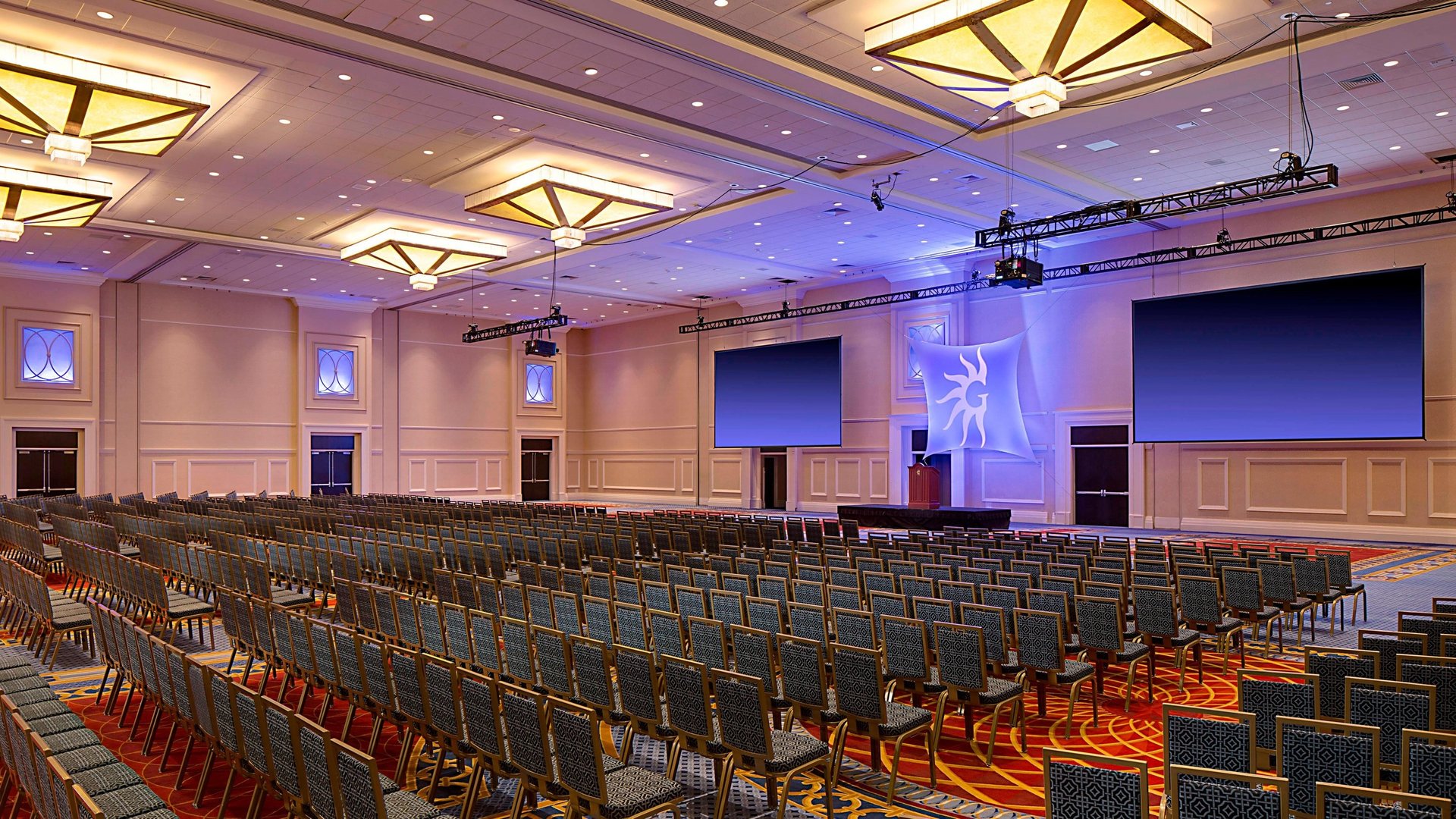 Gaylord National Resort & Convention Center - Hotel in Oxon Hill, MD ...