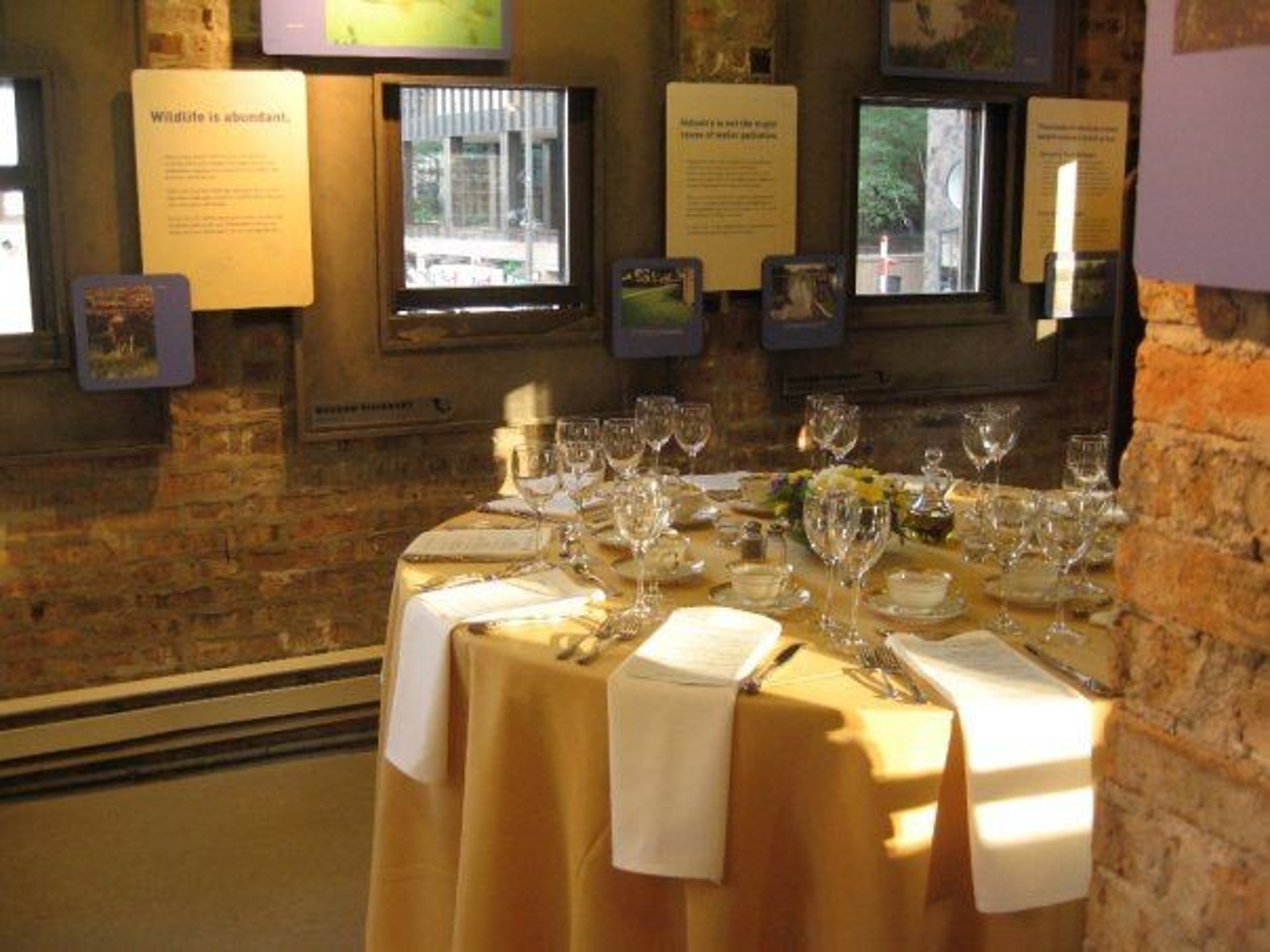 McCormick Bridgehouse and Chicago River Museum - Museum / Gallery in ...