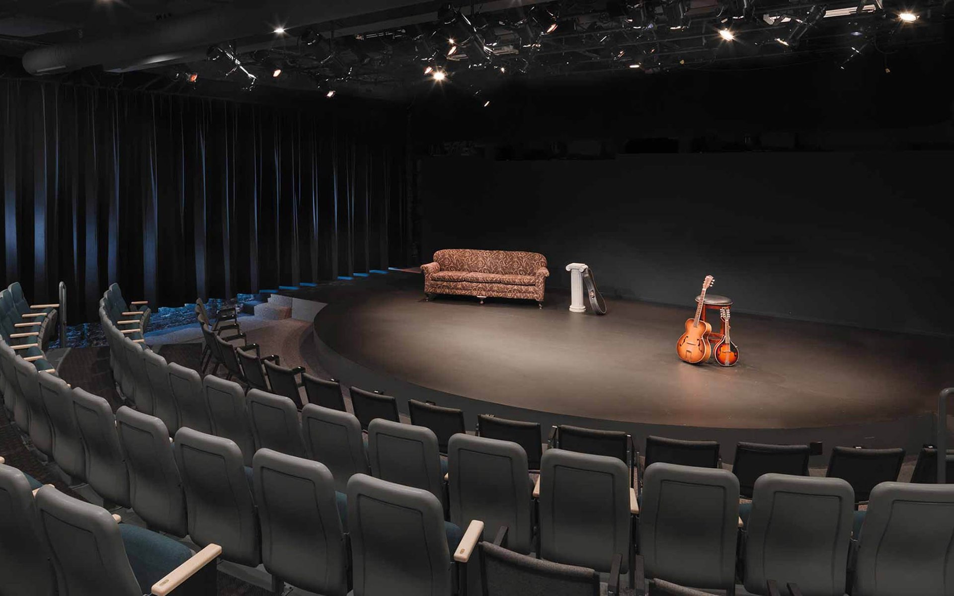 Richard Christiansen Theater at Victory Gardens Biograph Theater ...
