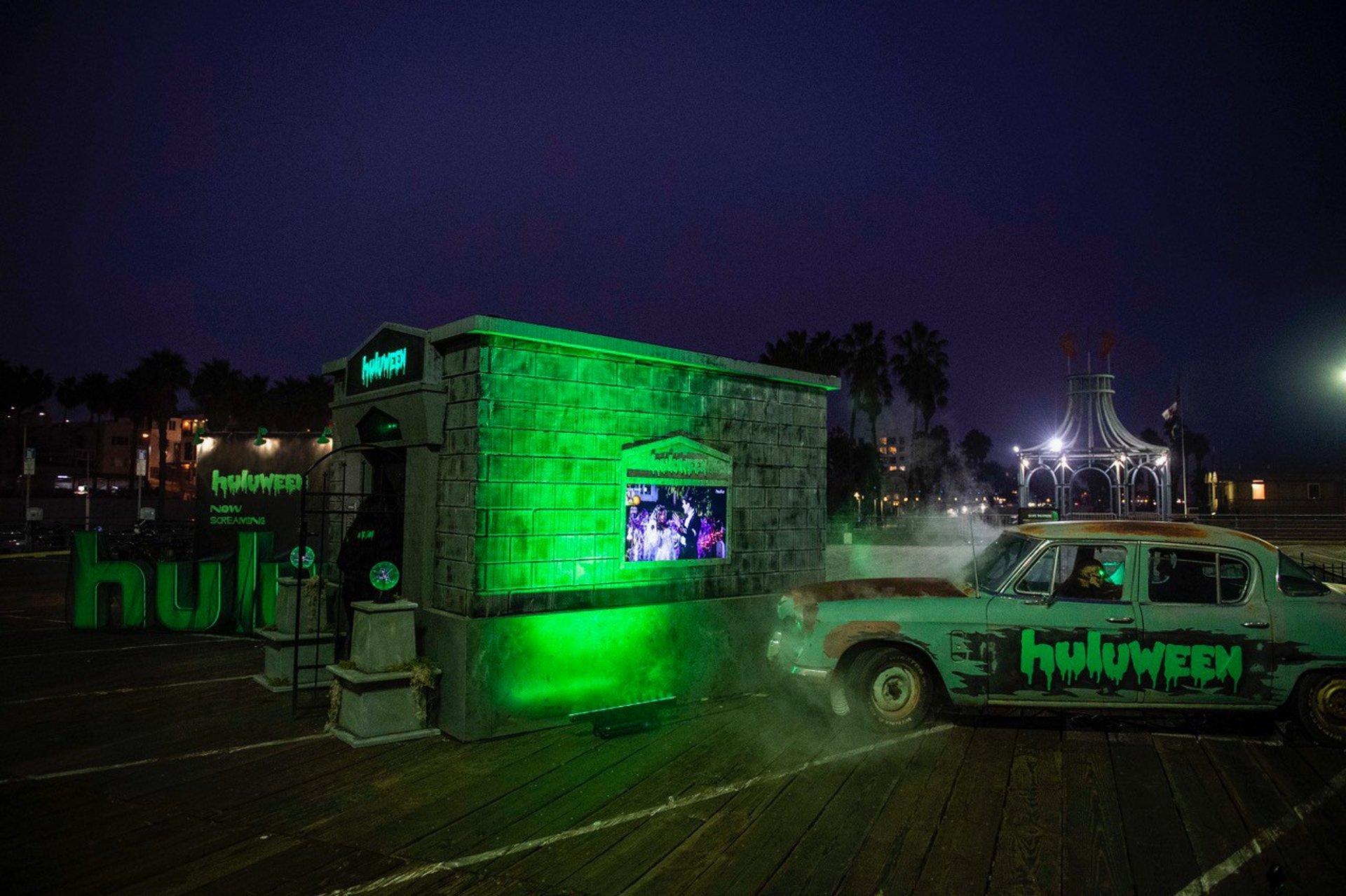 Huluween - Experiential Activation in Santa Monica, CA | The Vendry