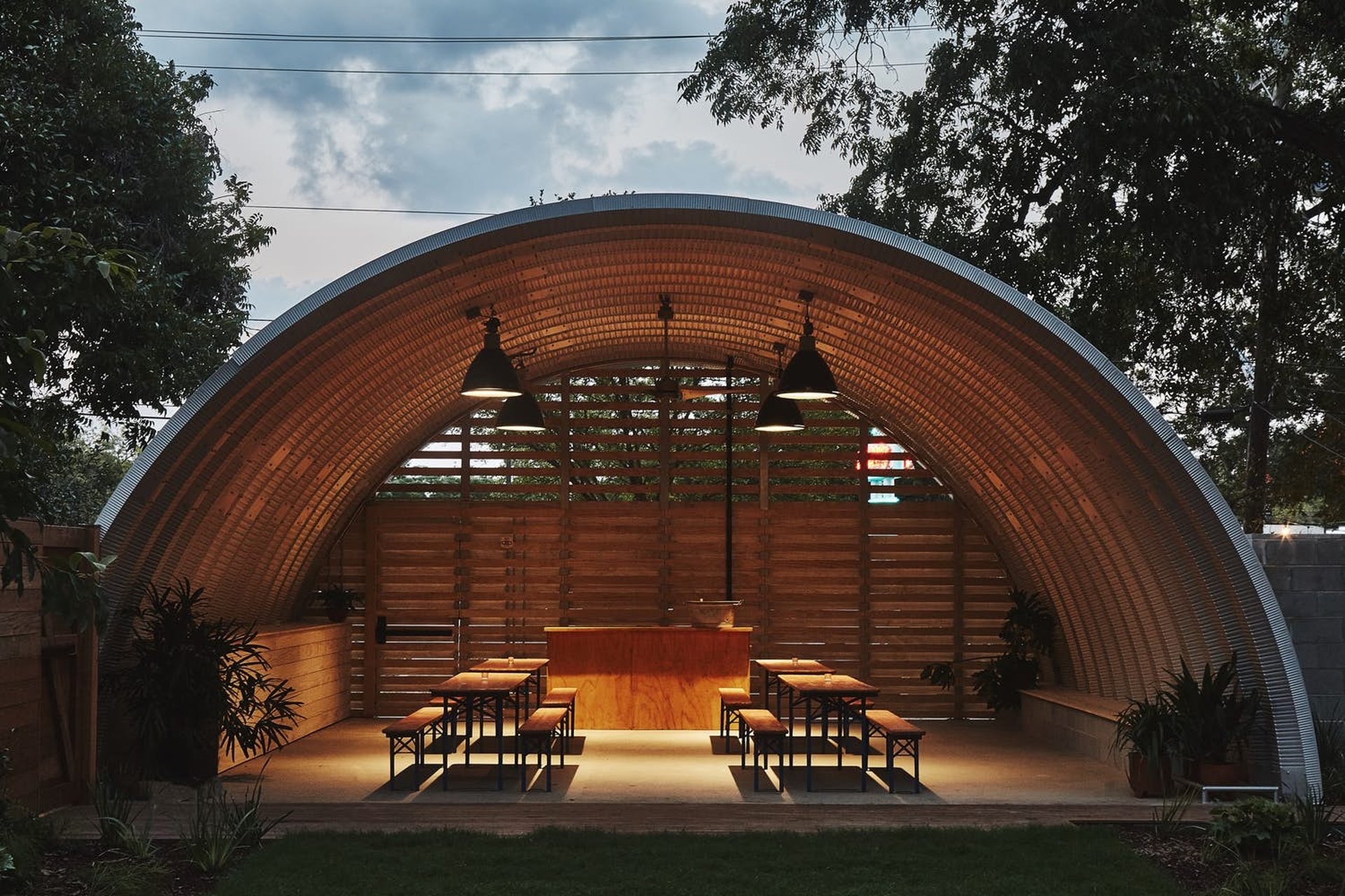 Q-Hut at The Carpenter Hotel - Hotel in in Austin, TX | The Vendry