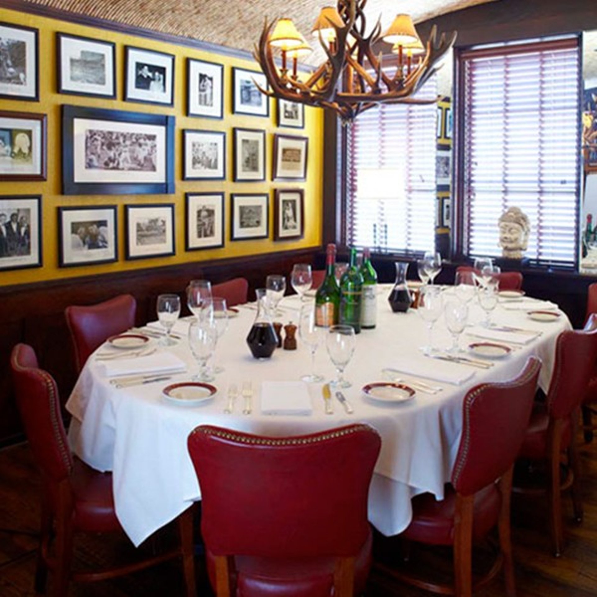 Room A at Bone's Restaurant - Restaurant in in Atlanta, GA | The Vendry