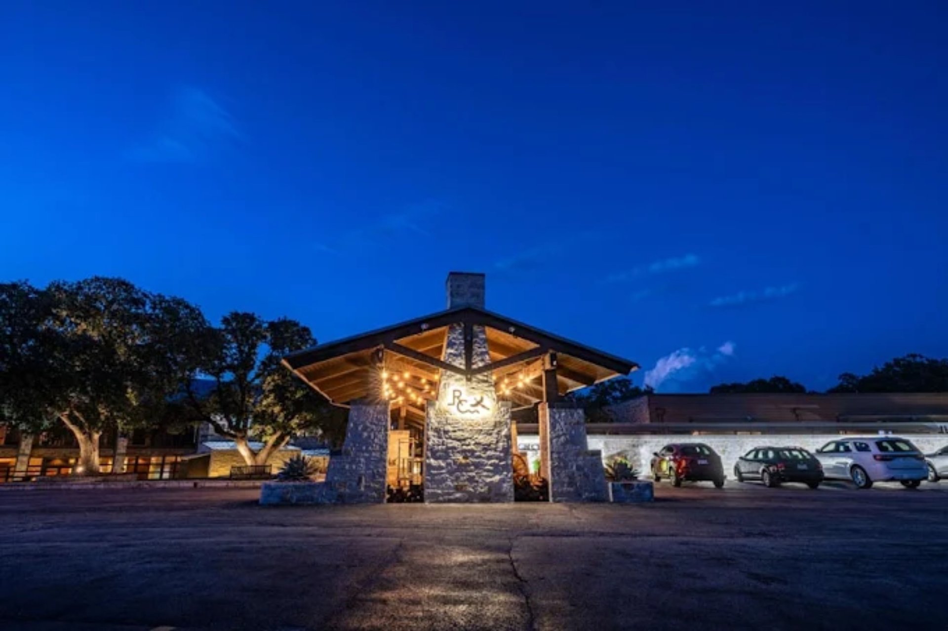 Rough Creek Lodge, Ranch & Resort - Hotel in Glen Rose, TX | The Vendry