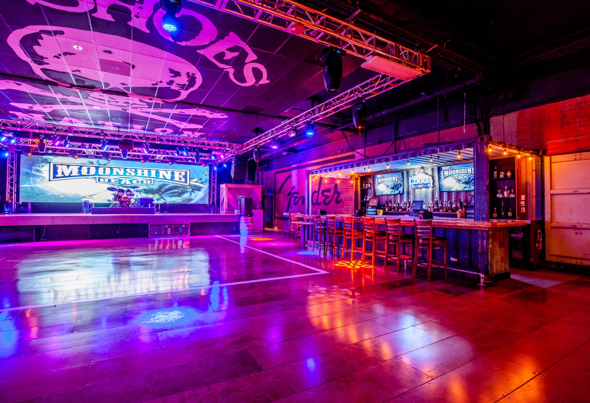 Moonshine Beach - Bar / Club in San Diego, CA | The Vendry
