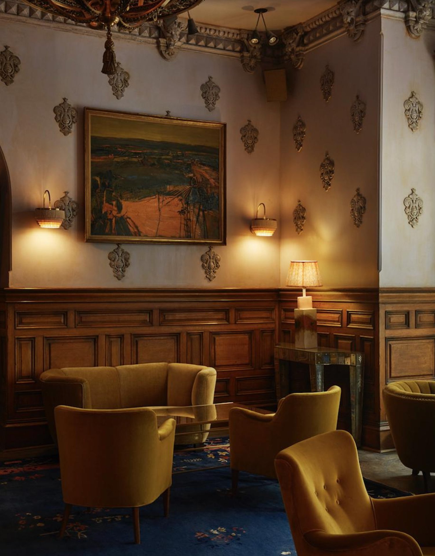 The Piano Room at Lobby Bar at The Hotel Chelsea - Restaurant in in New ...