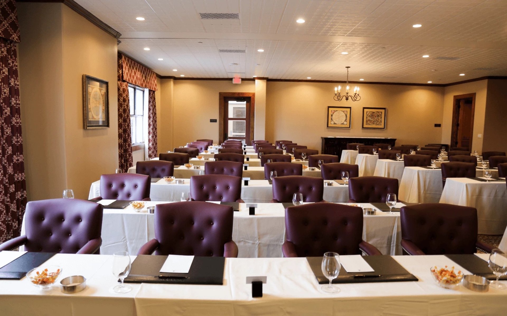 Juniper at Hotel Viata Austin - Hotel in in Austin, TX | The Vendry
