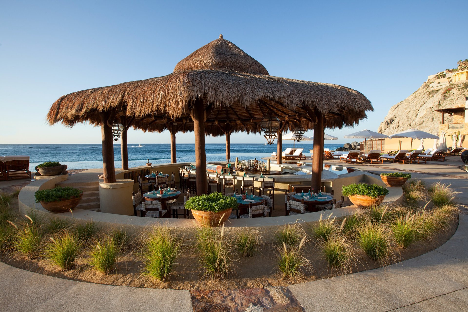 Crudo Bar at Waldorf Astoria Los Cabos Pedregal - Hotel in in Cabo San ...