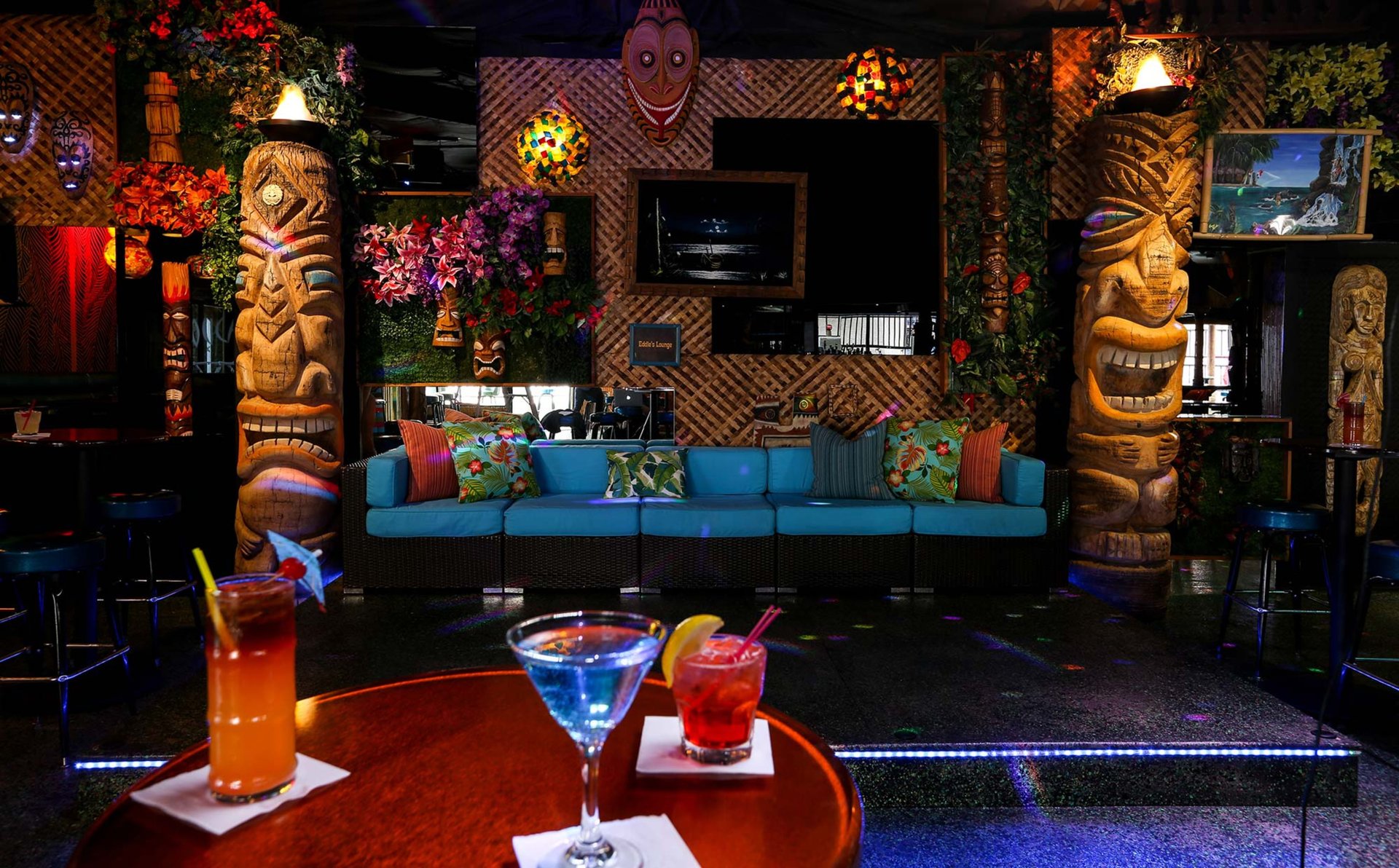 Toucans Tiki Lounge - Cocktail Bar Restaurant in Palm Springs, CA | The ...
