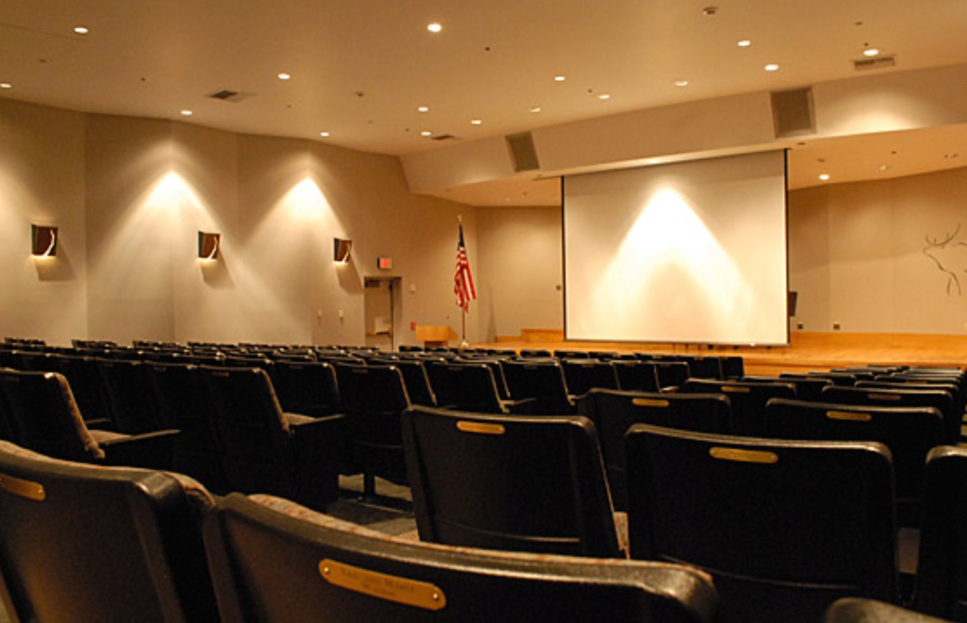 Cook Auditorium at National Museum of Wildlife Art - Museum / Gallery ...