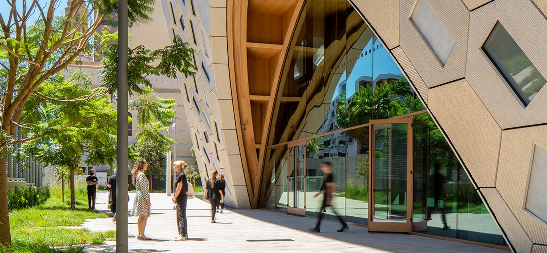 Wilshire Patio at Audrey Irmas Pavilion - Event Space in in Los Angeles ...