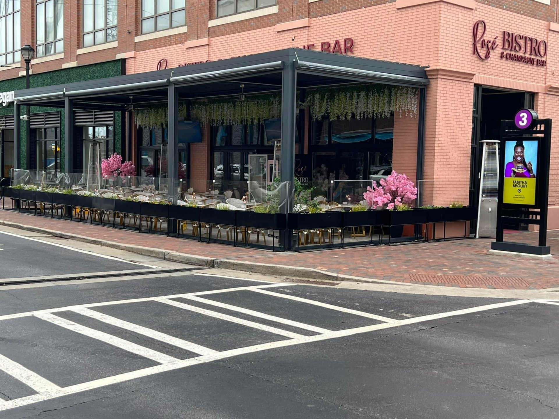 Rosé Bistro & Champagne Bar - French Restaurant in Atlanta, GA | The Vendry