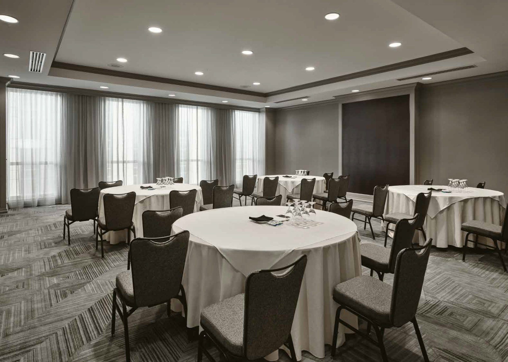 St. Landry at Loews New Orleans Hotel - Hotel in in New Orleans, LA ...