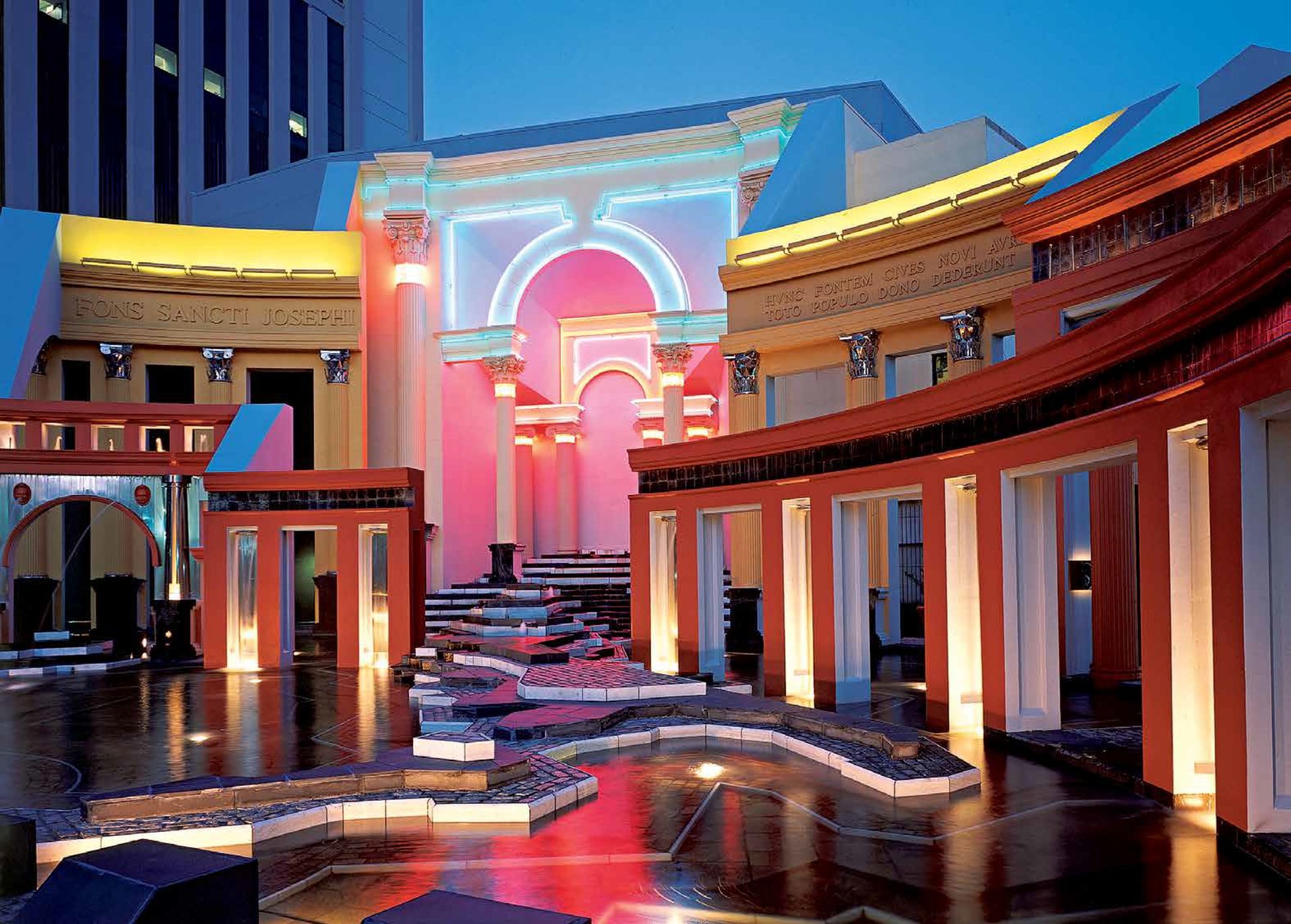 Piazza d’Italia at Loews New Orleans Hotel - Hotel in in New Orleans ...