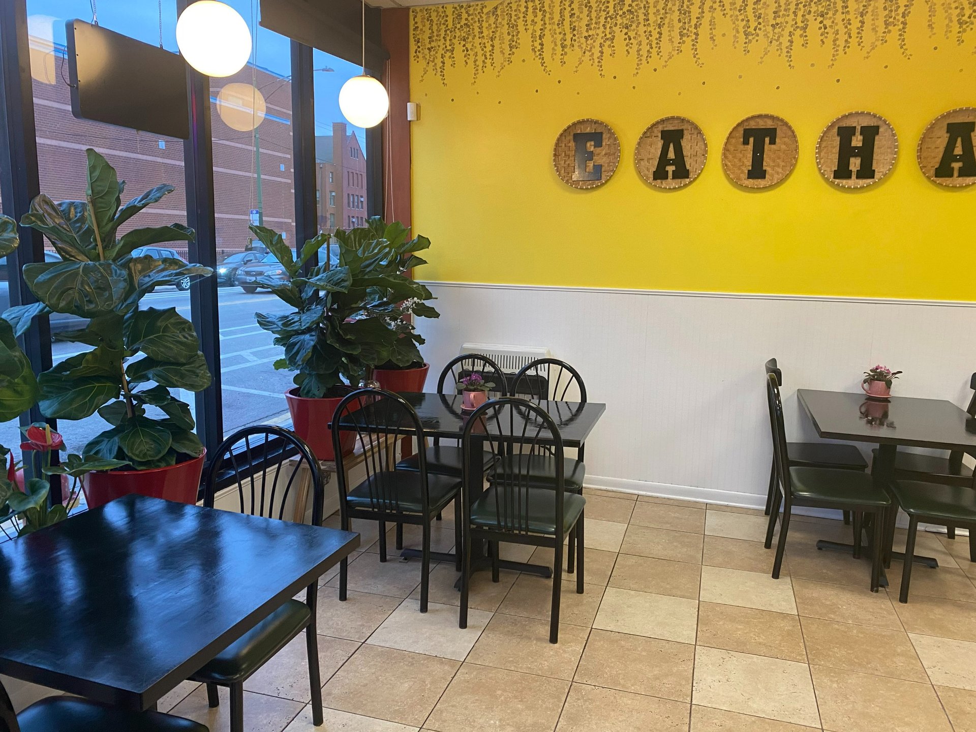 EaThai Chicago - Thai Restaurant in Chicago, IL | The Vendry