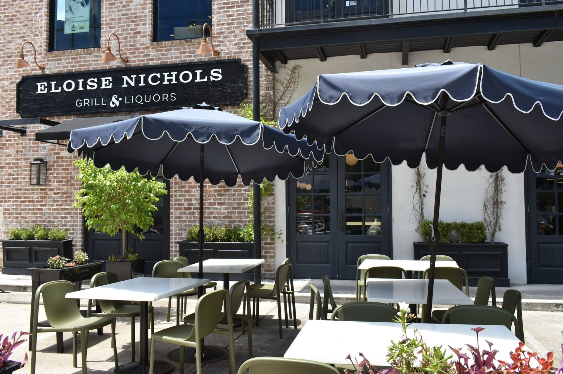 Patio at Eloise Nichols - Restaurant in in Houston, TX | The Vendry