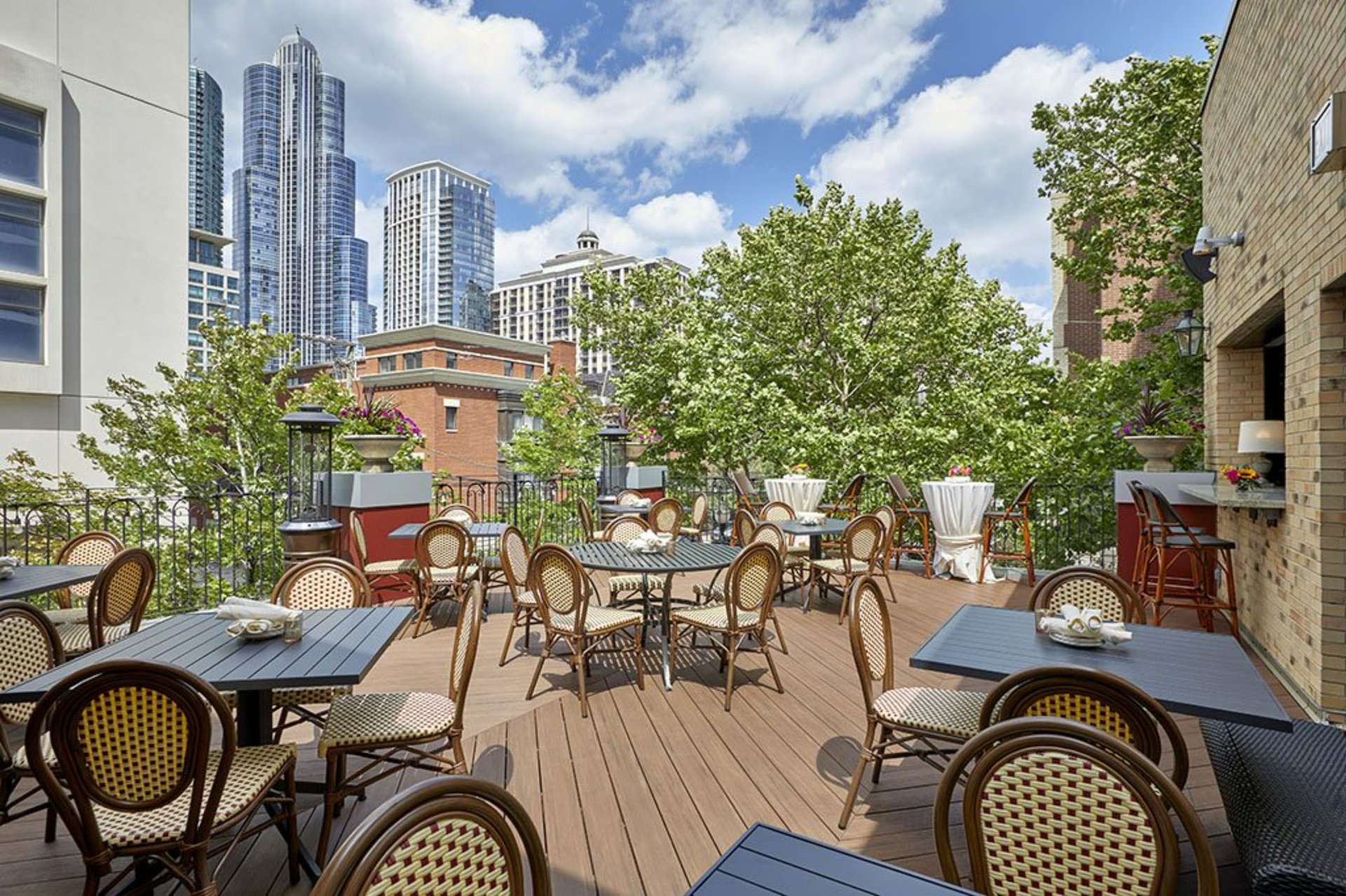 The Veranda at The Chicago Firehouse Restaurant - Restaurant in in ...