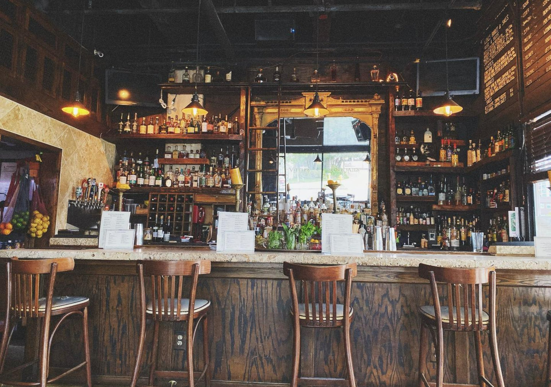 The Corner - Cocktail Bar Restaurant in Miami, FL | The Vendry