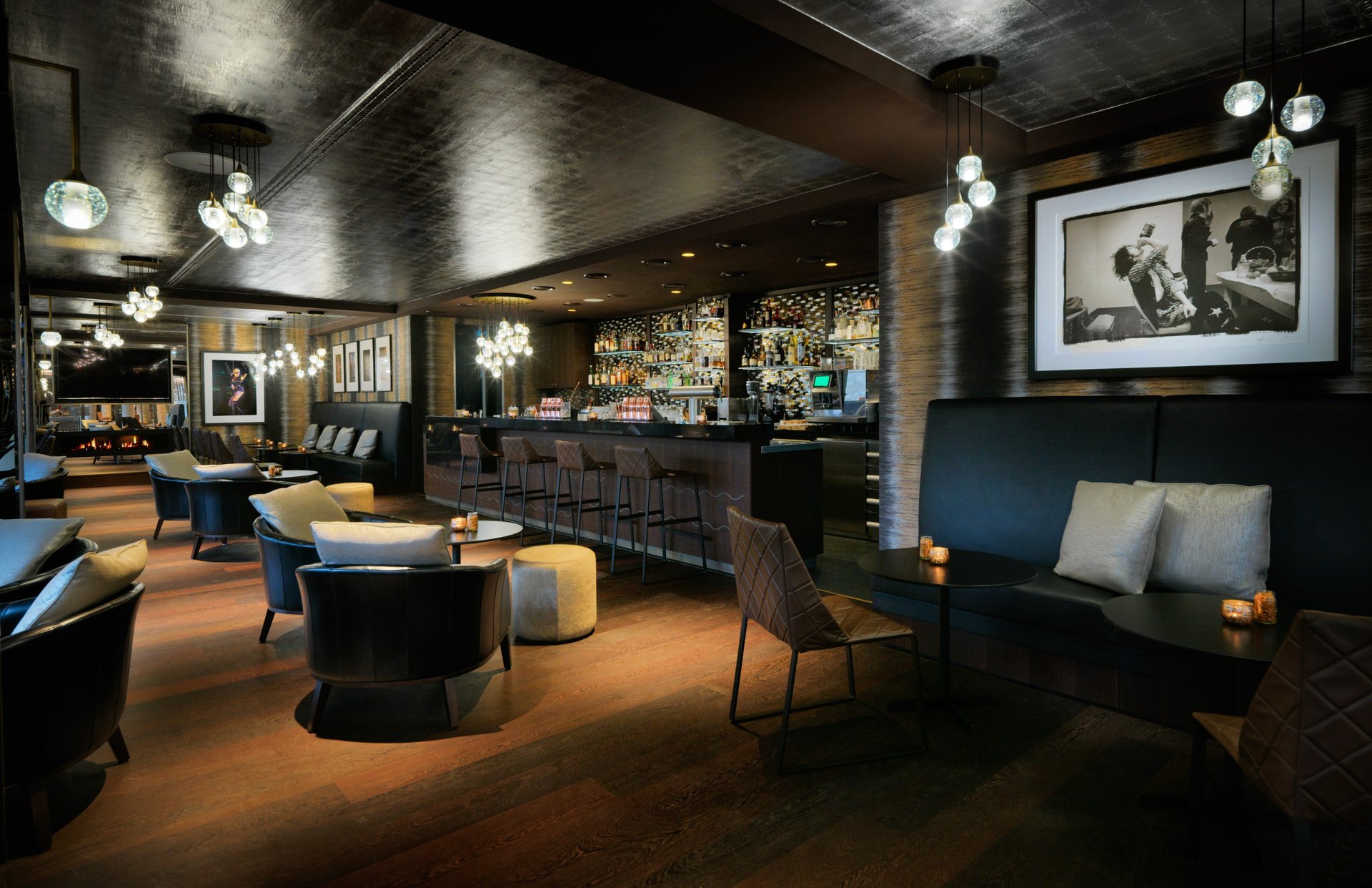 Legends Bar & Terrasse - Bar / Club in Köln, Germany | The Vendry