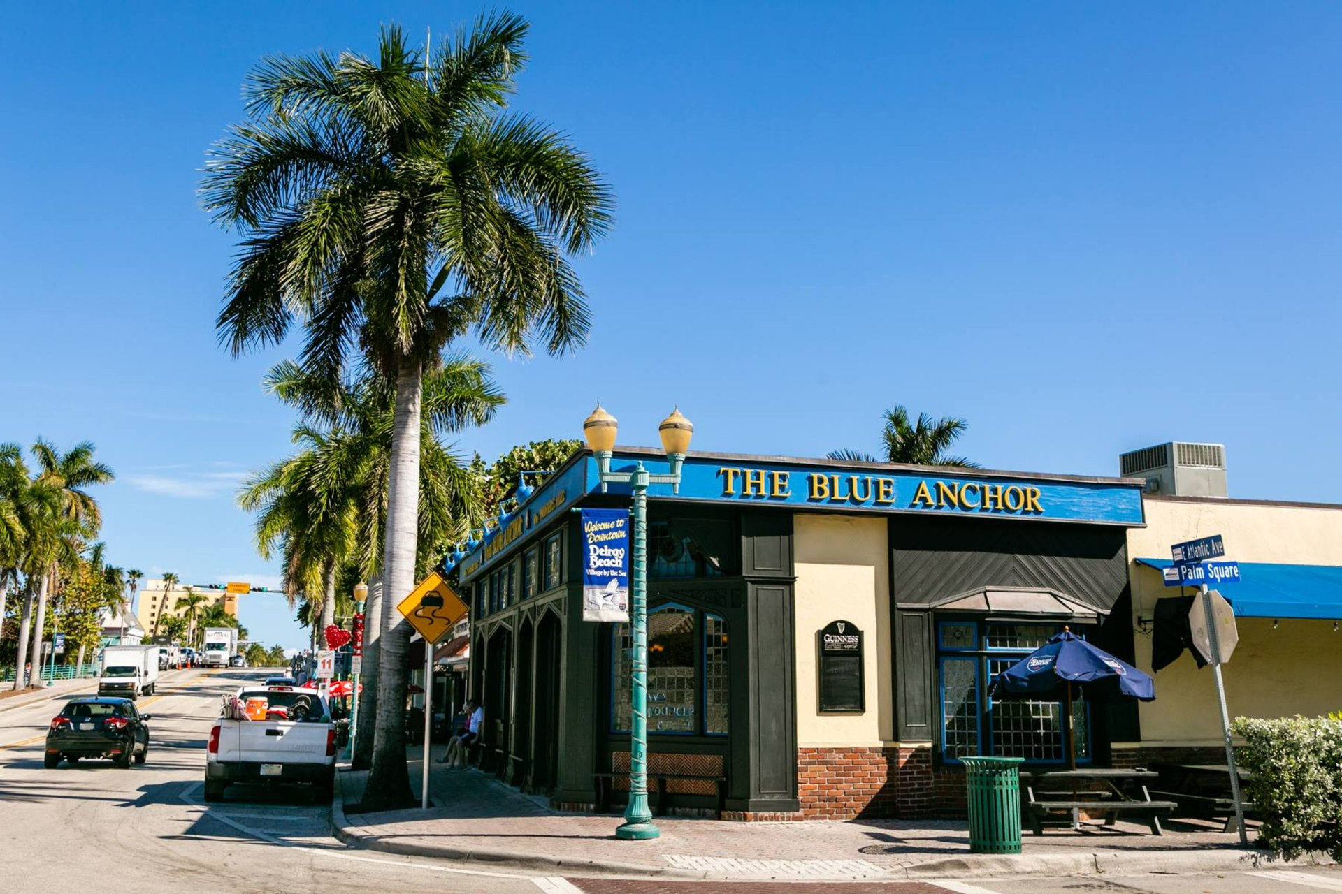The Blue Anchor British Pub - Bar / Club in Delray Beach, FL | The Vendry