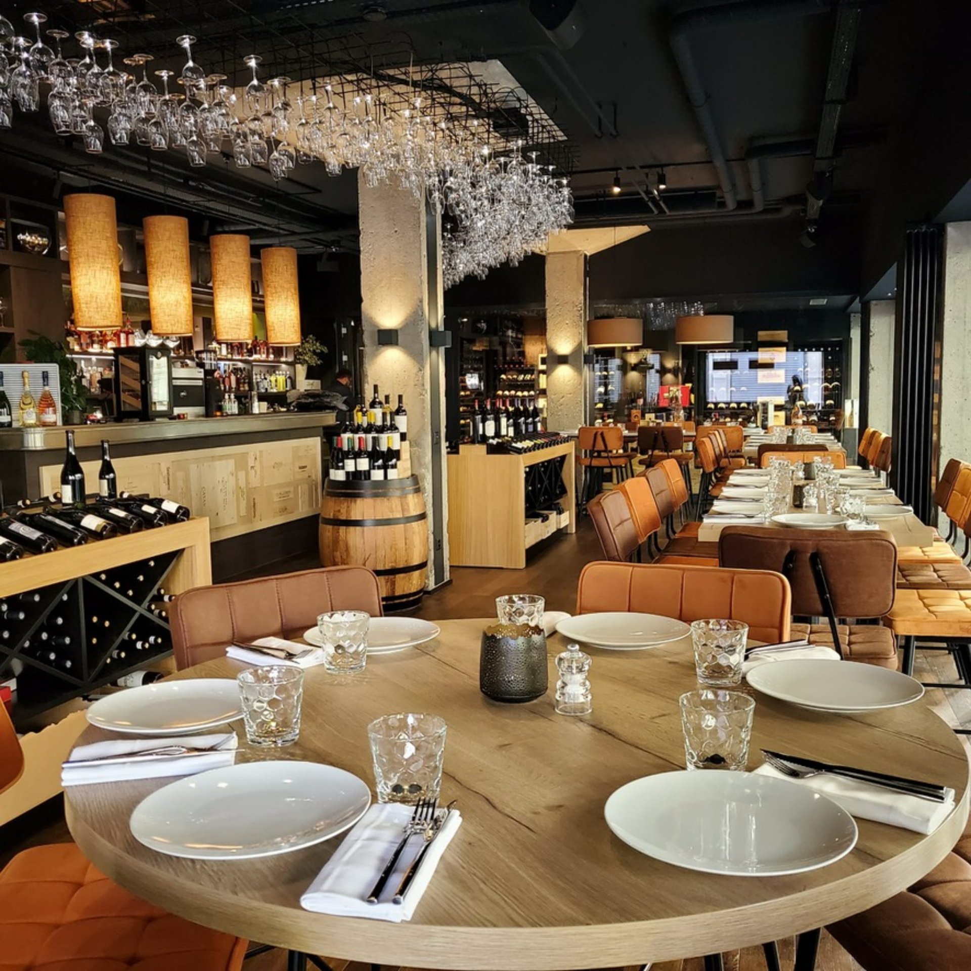 La Tenuta Wine Shop, Bar & Restaurant - Wine Bar Restaurant in Genève ...