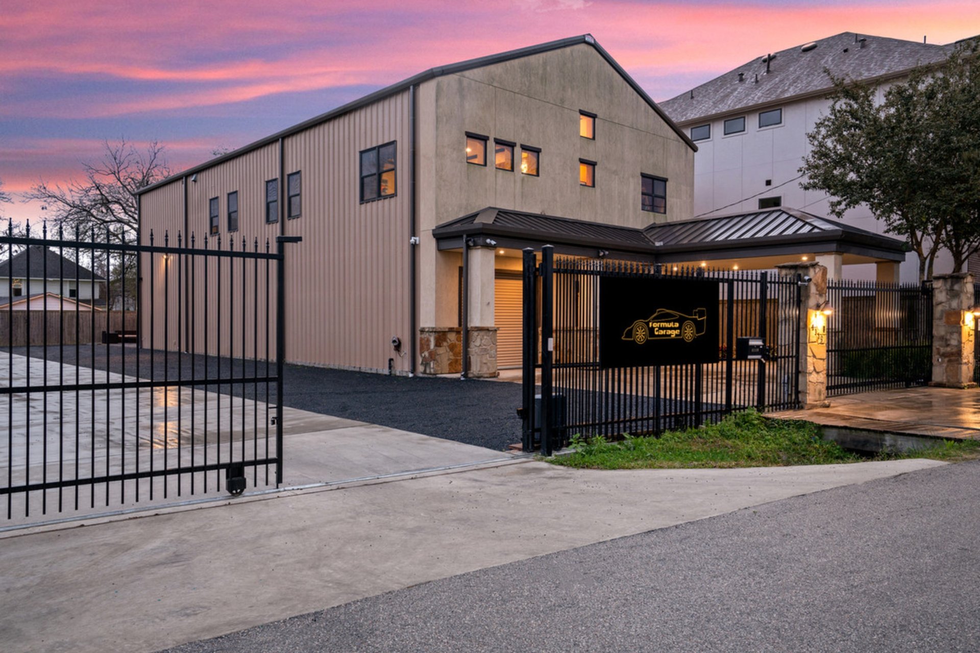Formula Garage - Event Space in Houston, TX | The Vendry